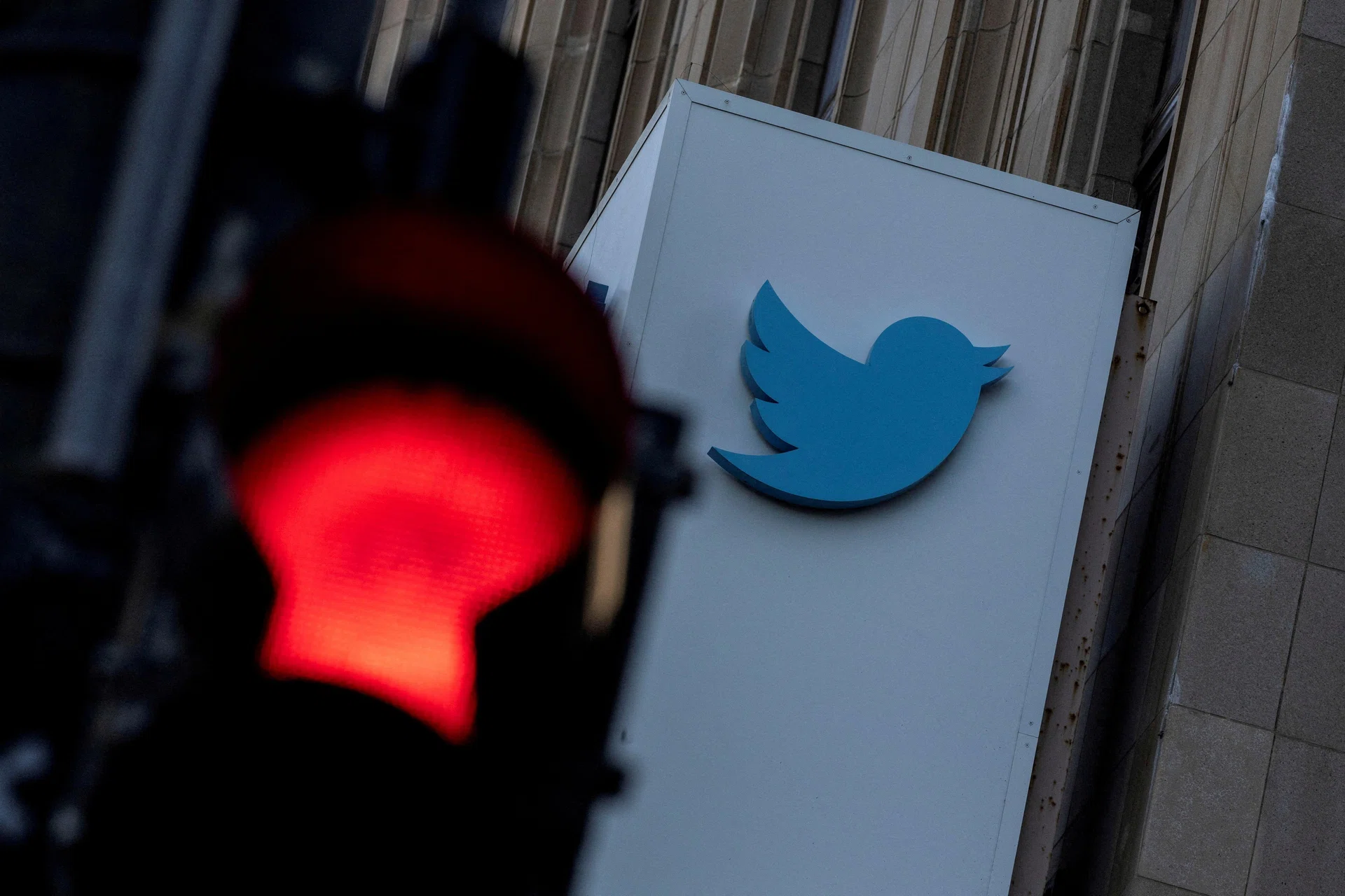 Twitter tells staff in Singapore office to clear desks, work from home ...