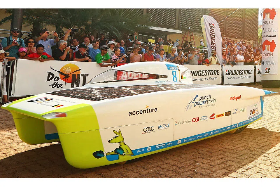 Epic world solar car race begins in Australia