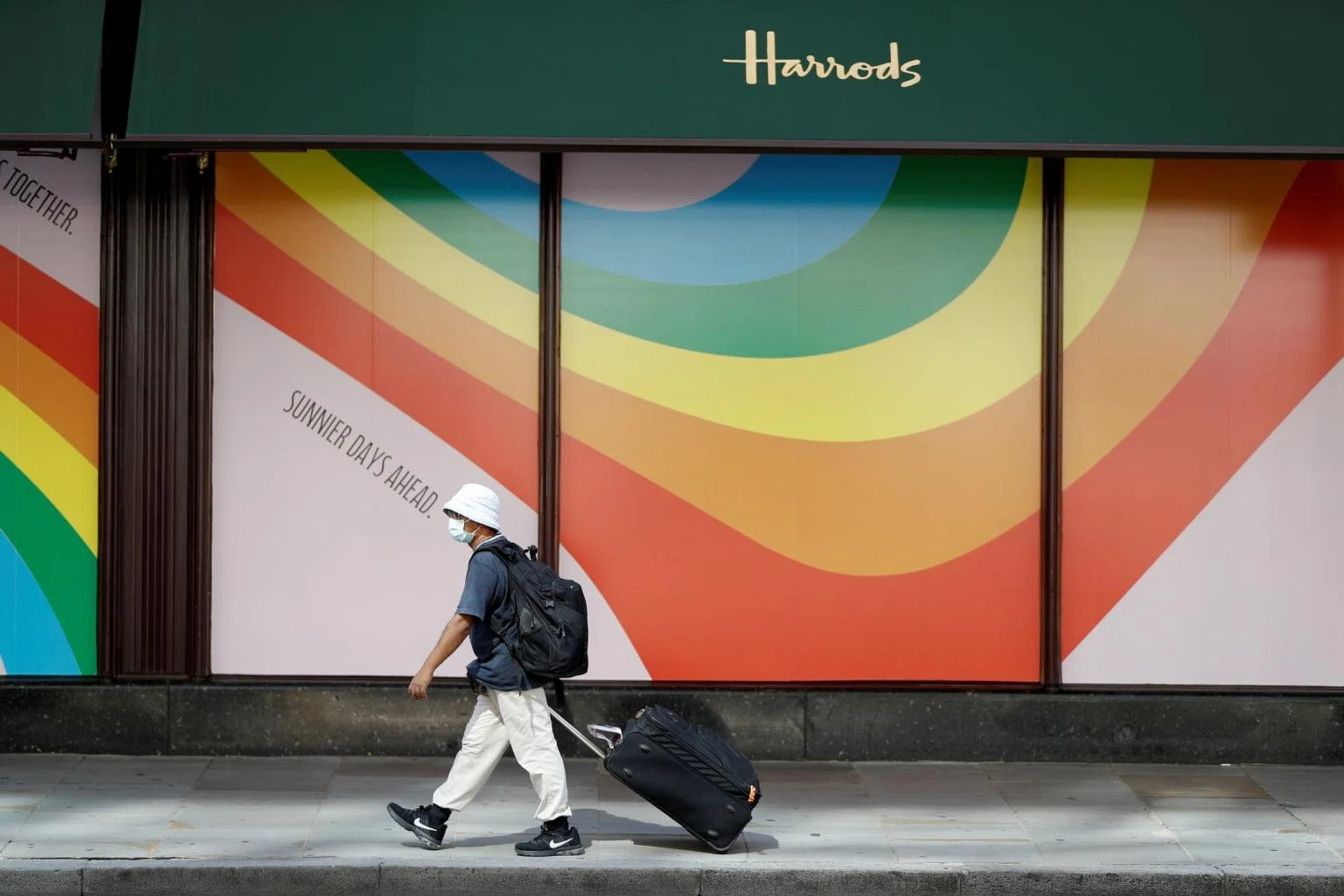 Harrods to cut nearly 700 jobs - The Business Times