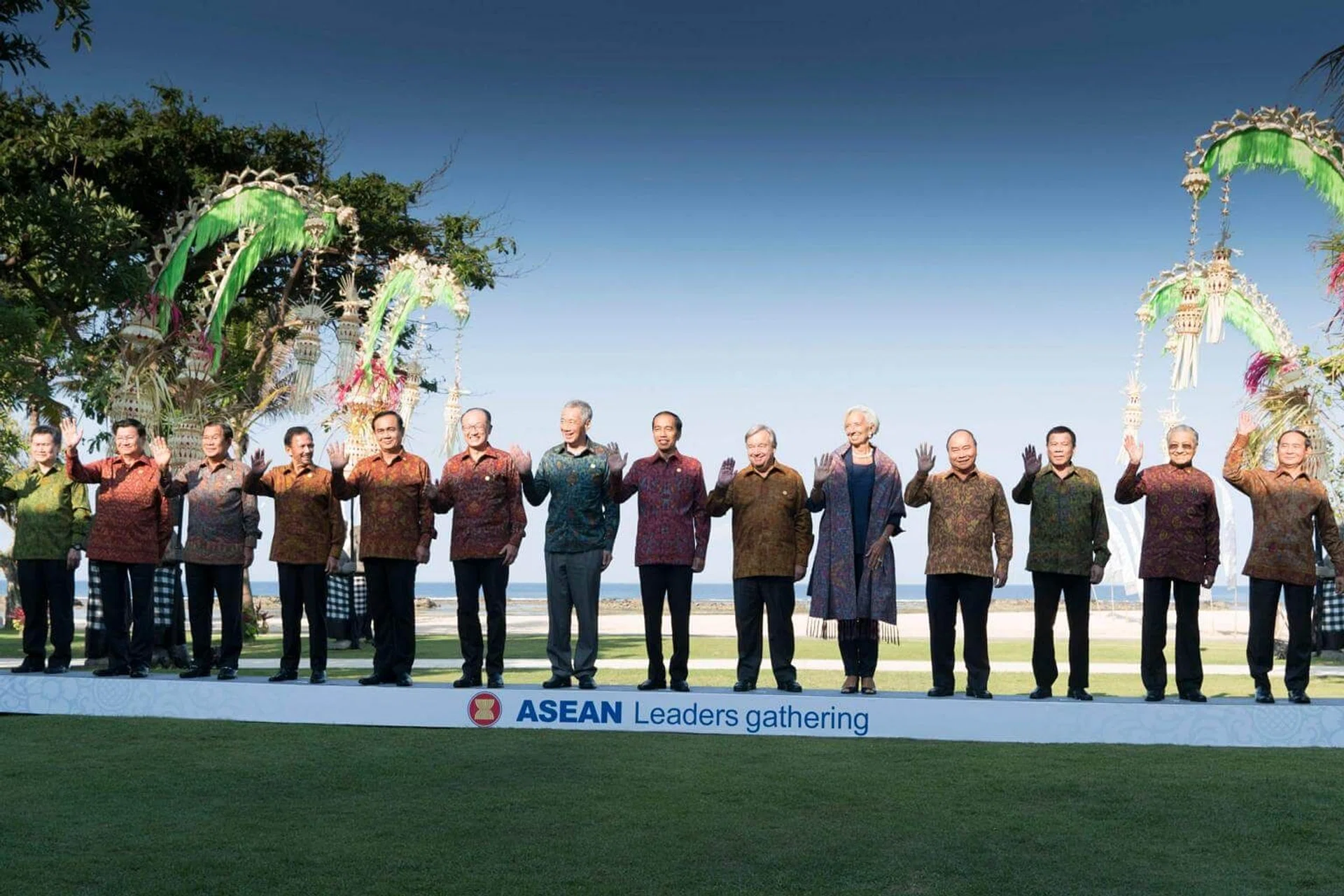 Asean leaders vow to uphold the multilateral trade and international ...