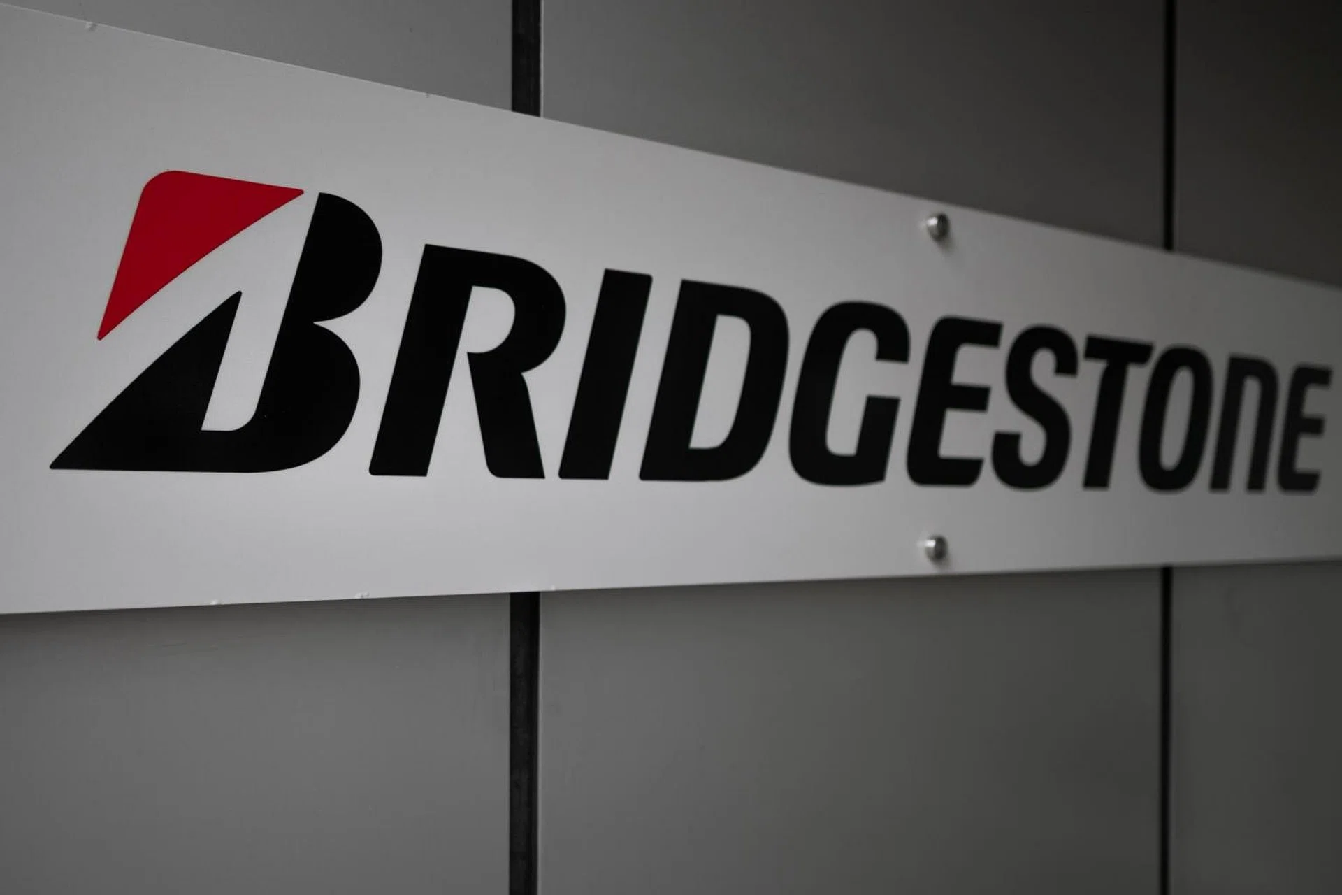 France says Japanese tyremaker Bridgestone to shut Bethune plant - The ...