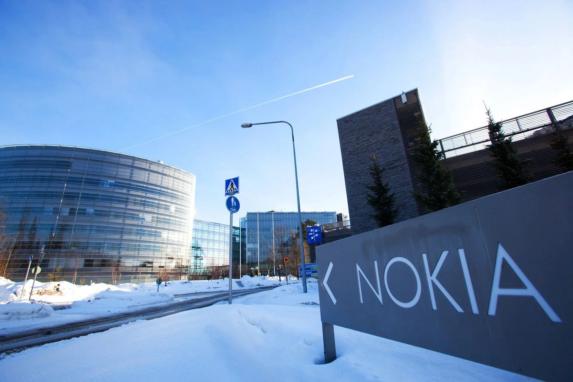 Nokia beats market expectations in fourth quarter - The Business Times