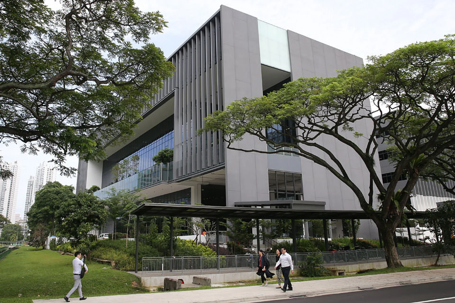 Fung Group opens Singapore hub in Asia push - The Business Times