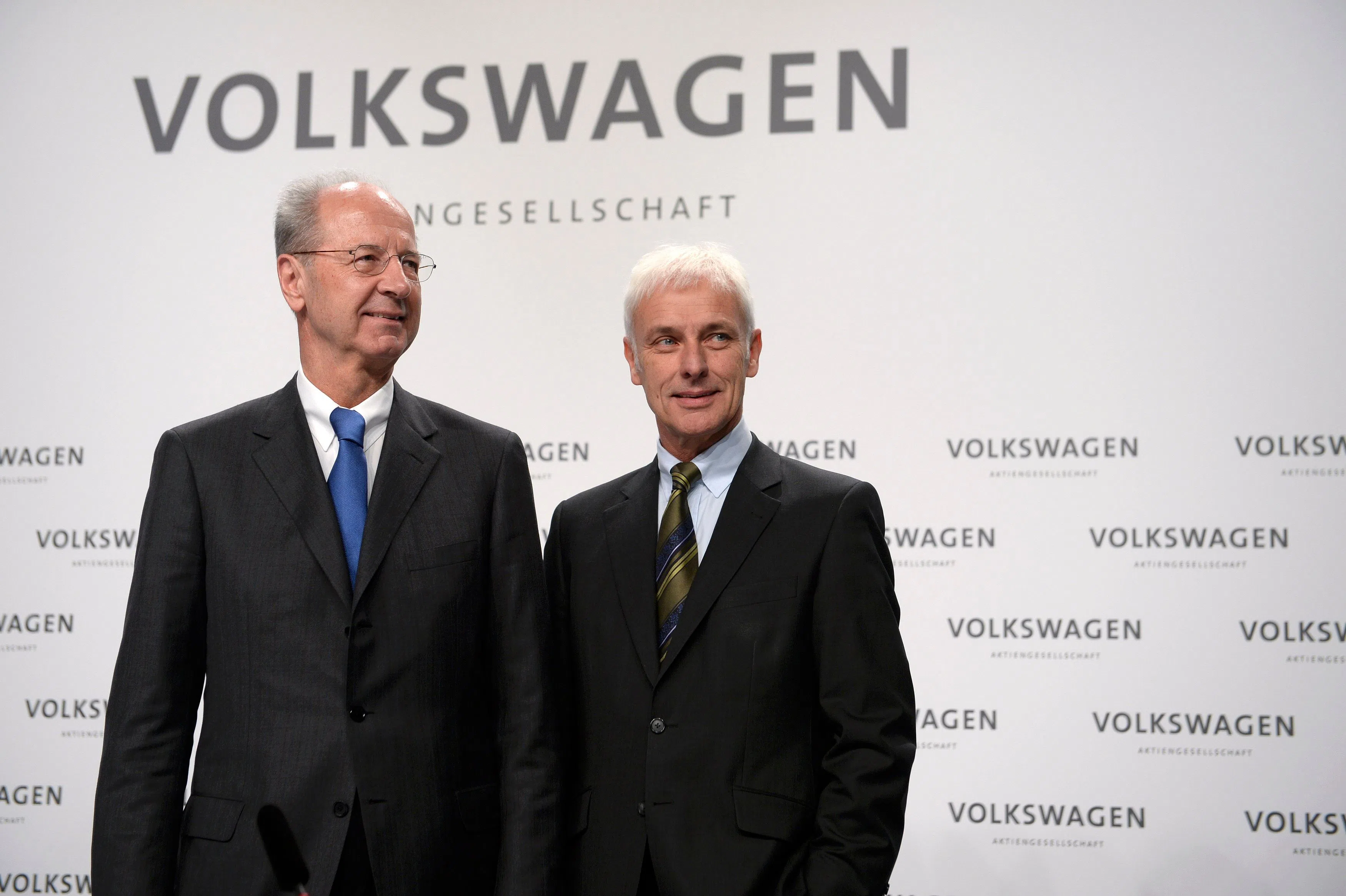 Volkswagen chairman, CEO knew of illicit software early, Bild reports