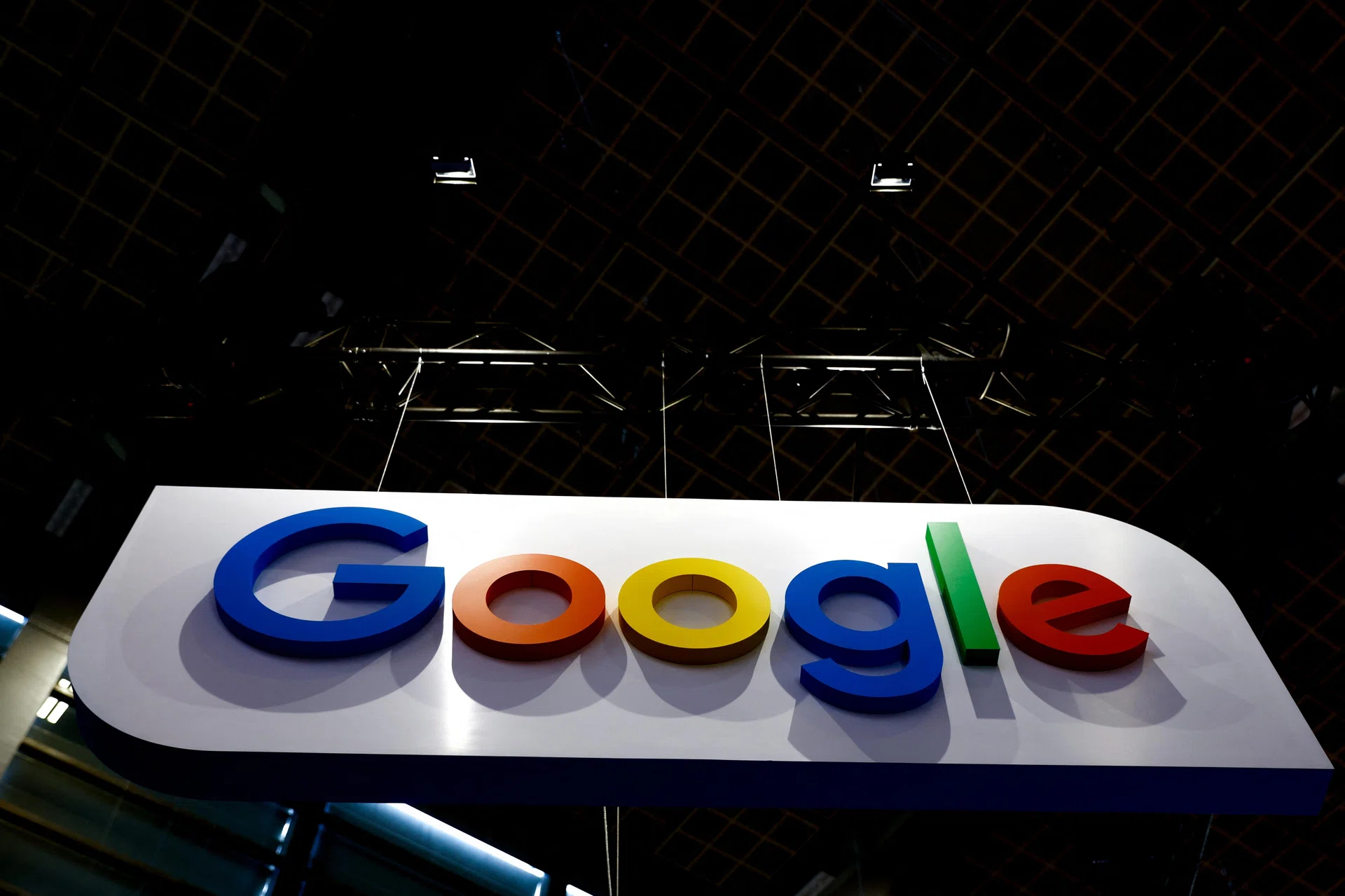 Google hit with US$15 million verdict in US trial over audio patents ...