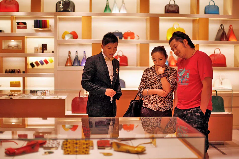 LVMH sets upbeat tone for luxury market as China demand rolls on