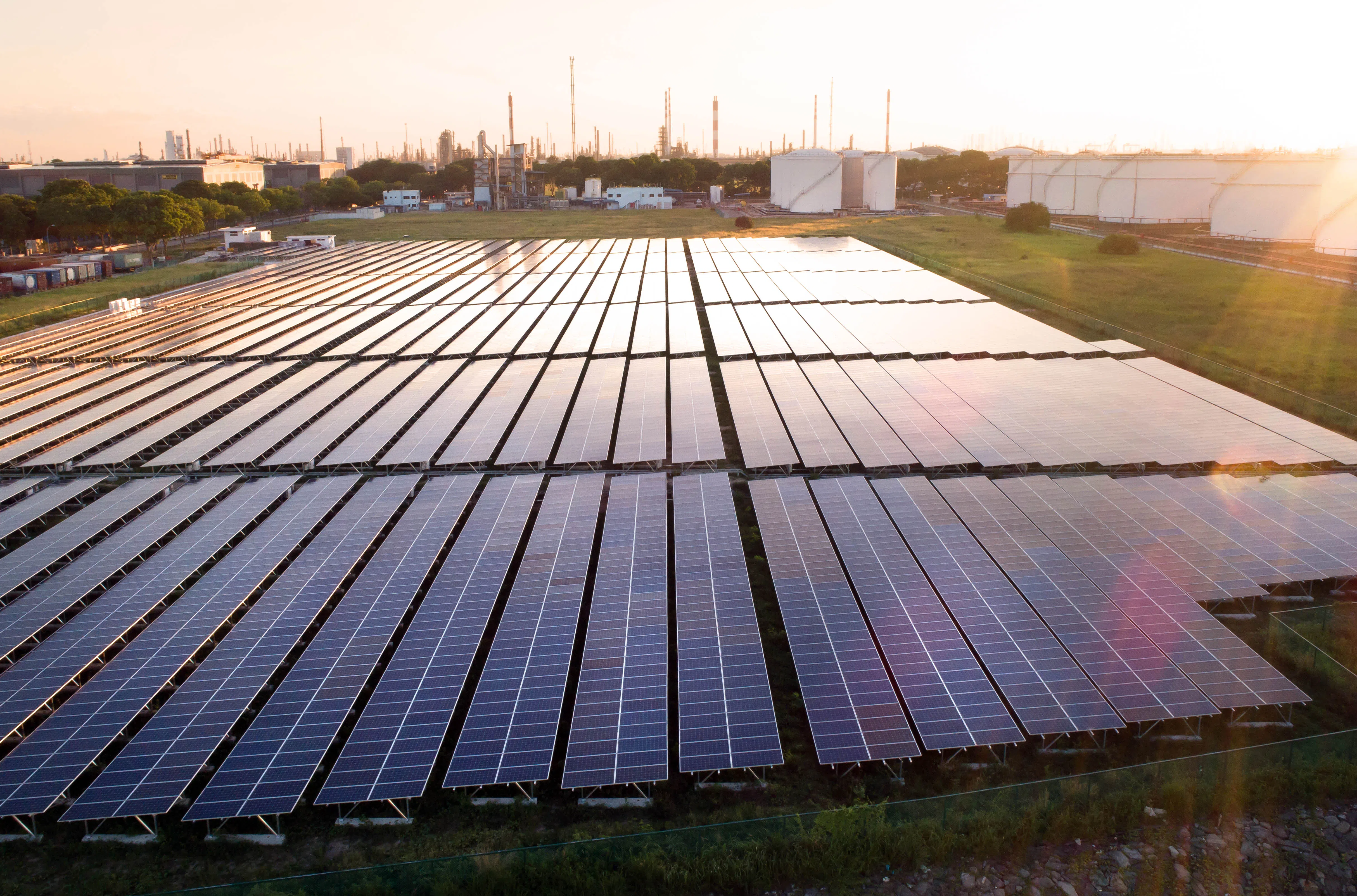 Sembcorp unit bags 117 MWp solar project by JTC - The Business Times