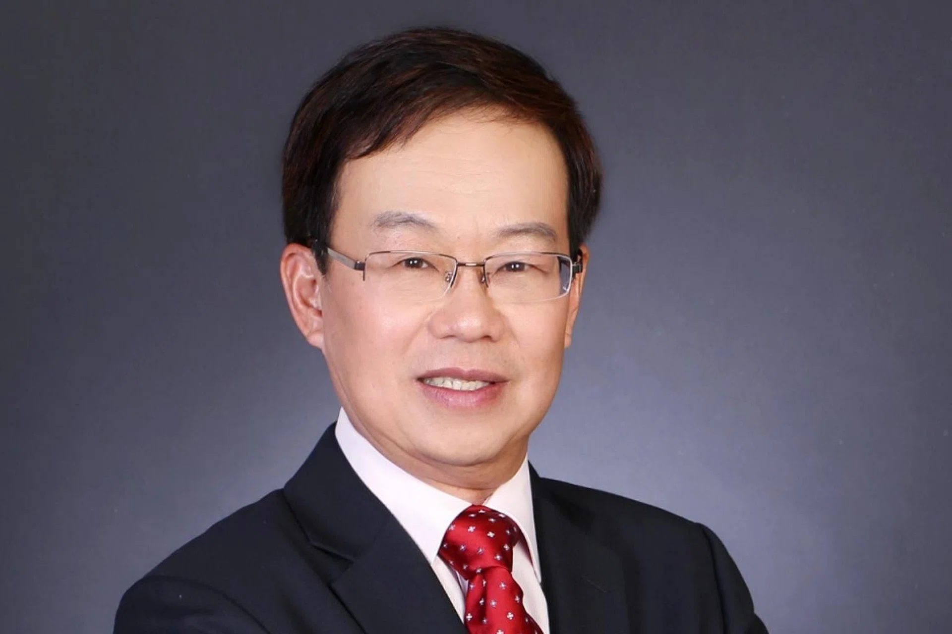 Metro Holdings Q4 profit rises to S$51m, promotes Yip Hoong Mun to CEO ...