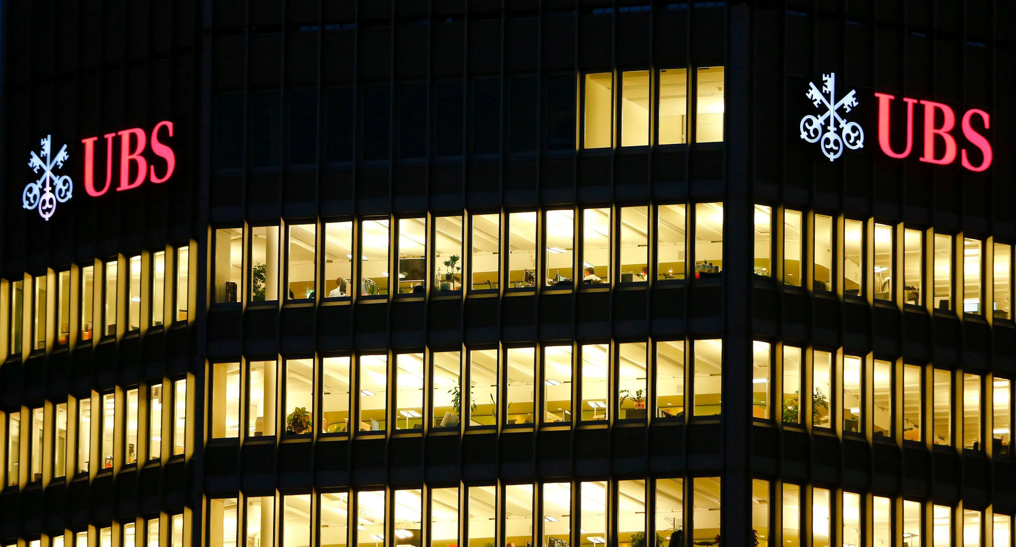 UBS to pay US$2.9b in contingent bonuses over five years - The Business ...