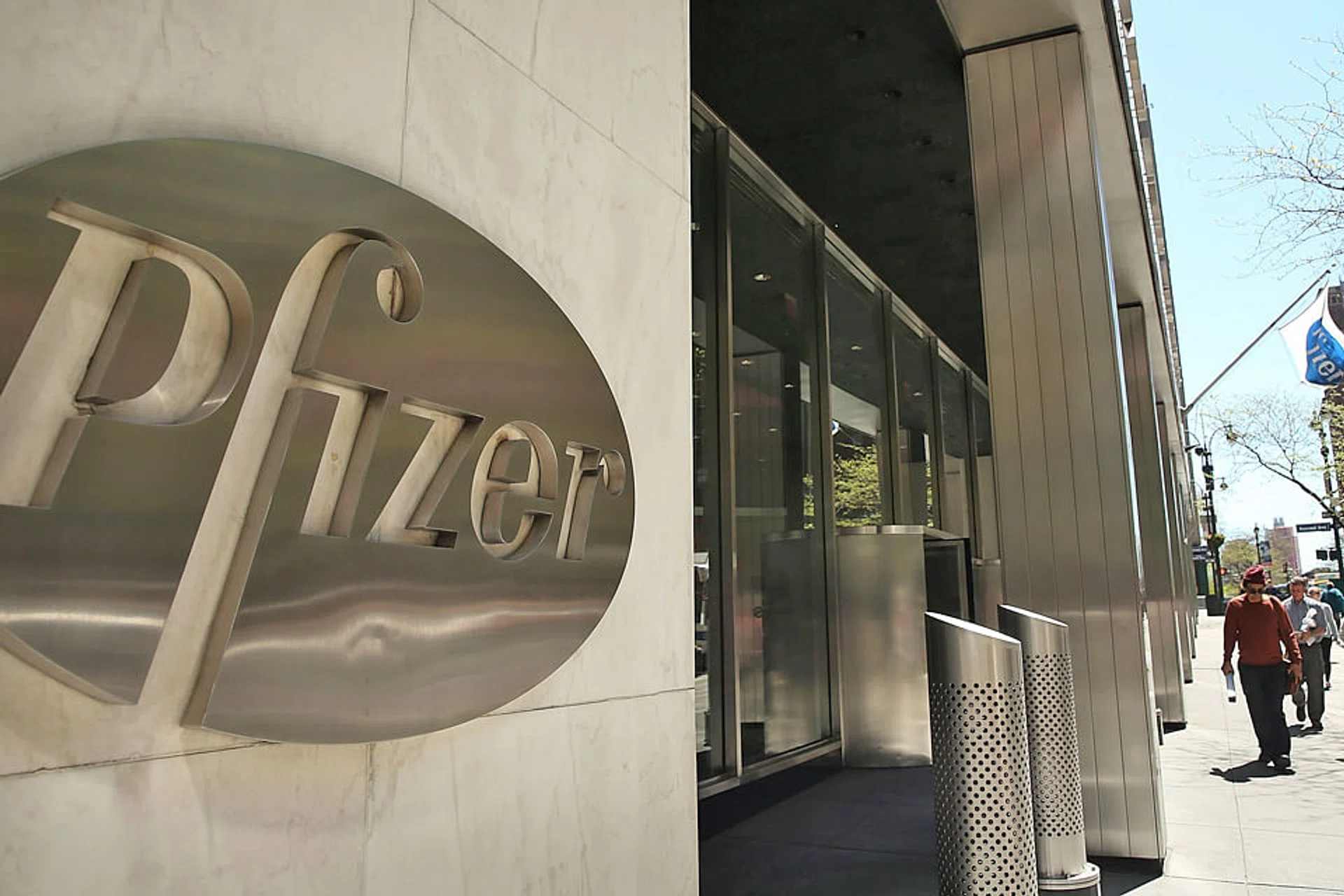Pfizer's drug for rare heart disease gets a boost - The Business Times