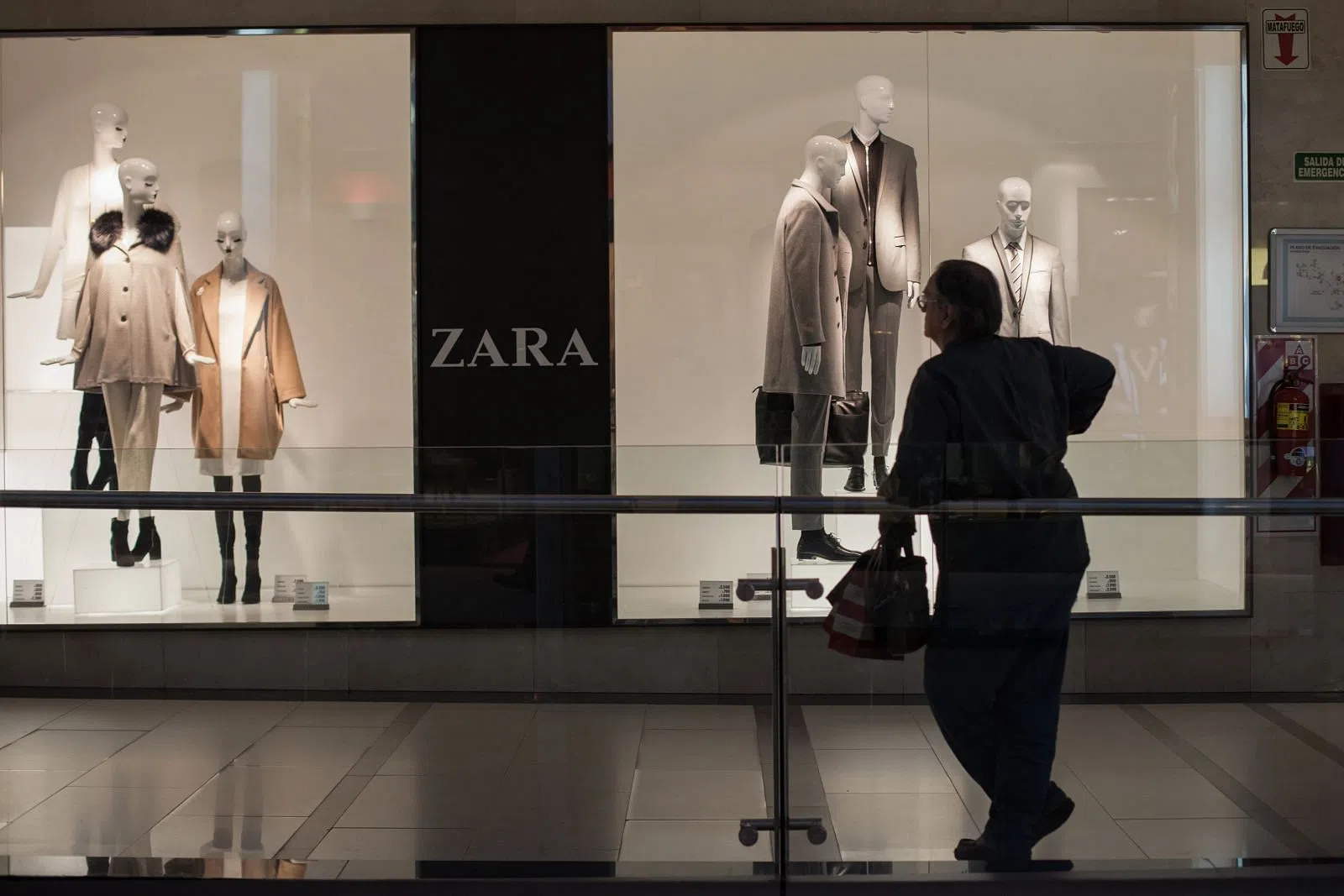 Zara-owner Inditex H1 gross margin eroded by strong euro