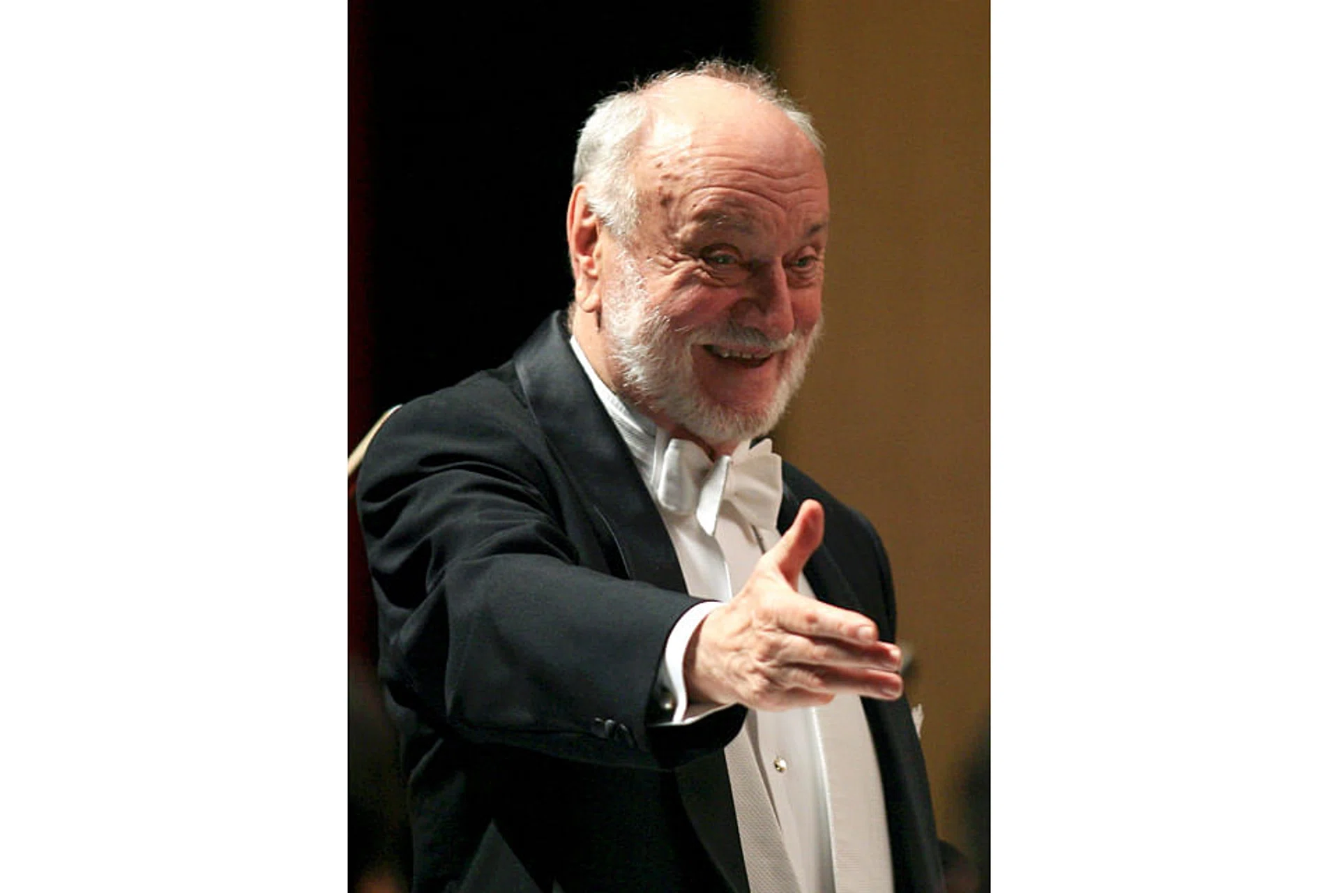 Conductor Kurt Masur dies at age 88 - The Business Times