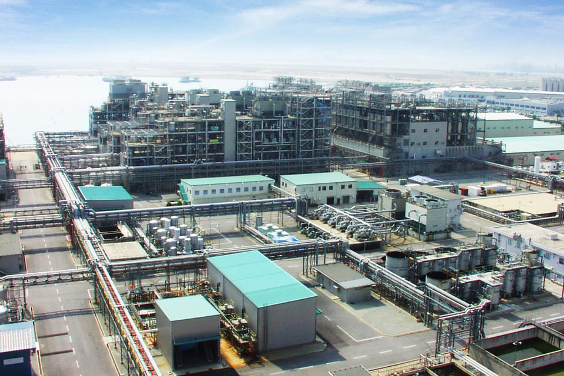 Chemicals giant Teijin to close Jurong Island plant, sell the site ...
