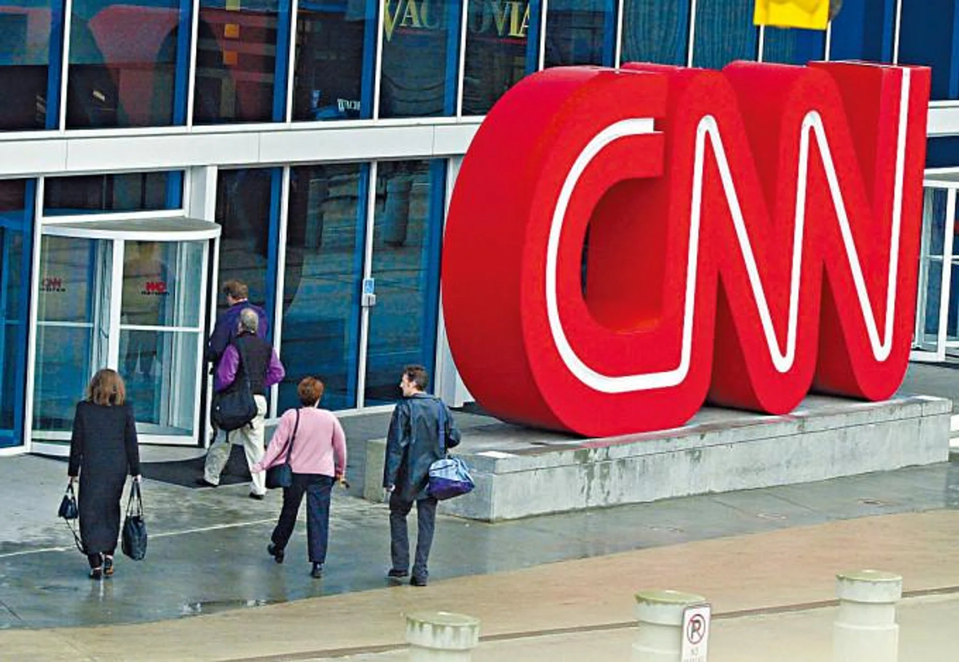 Warner Bros Discovery taps media veteran Thompson as CEO of CNN - The ...