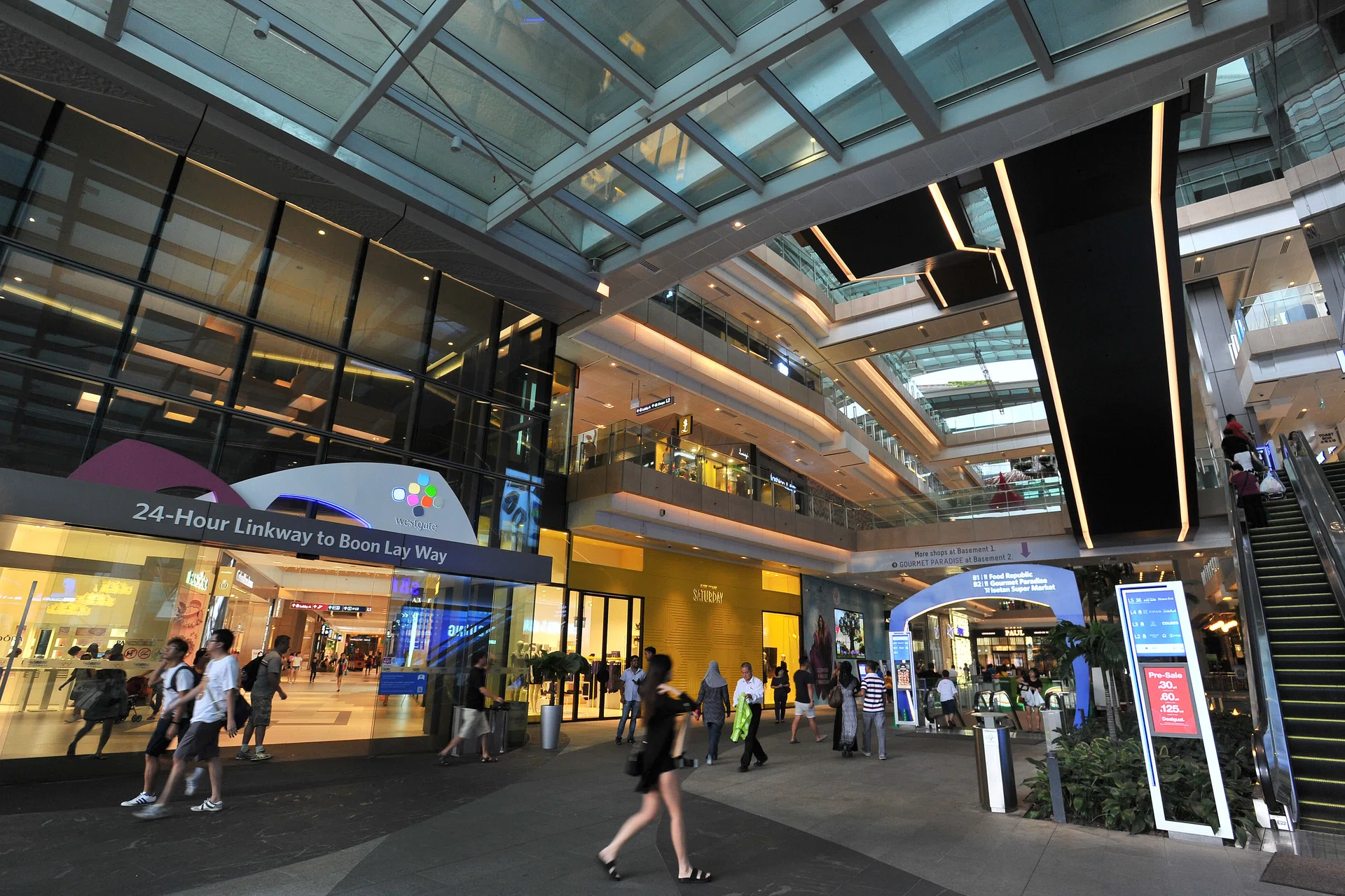 Singapore consumer optimism up in 2015: MasterCard survey - The ...