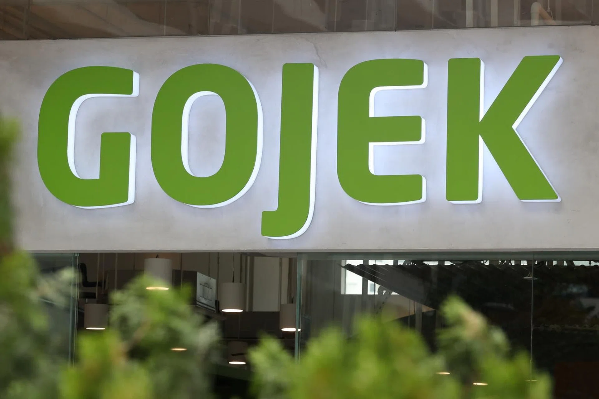 Gojek's ride-hailing app available to all consumers in Singapore - The ...