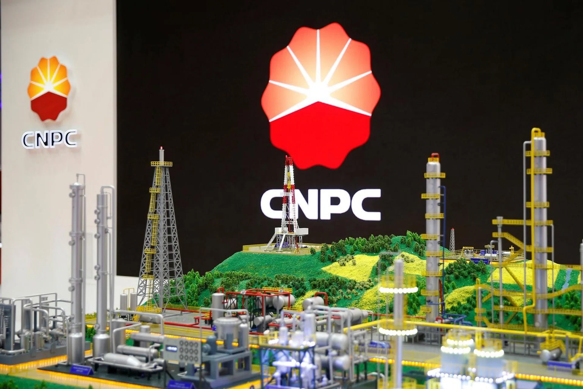 Chinese provincial official urges shut down of CNPC's Dalian refinery ...