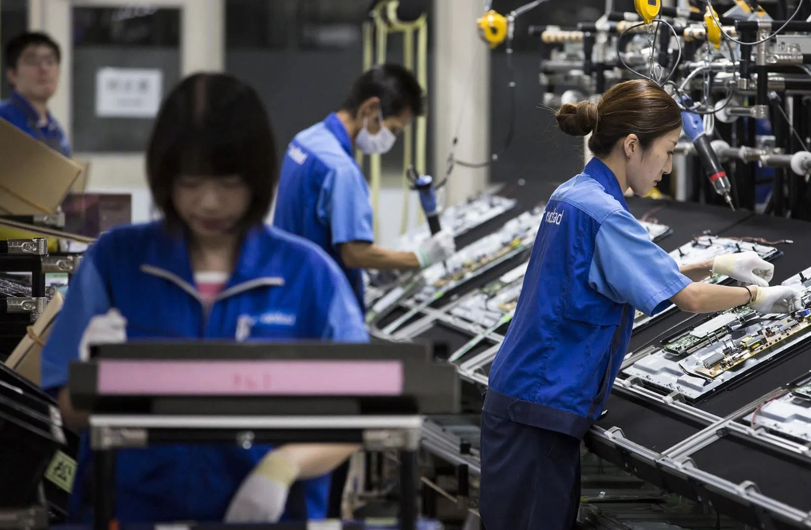 Japan Jan flash manufacturing PMI shows fastest expansion in almost 3 ...