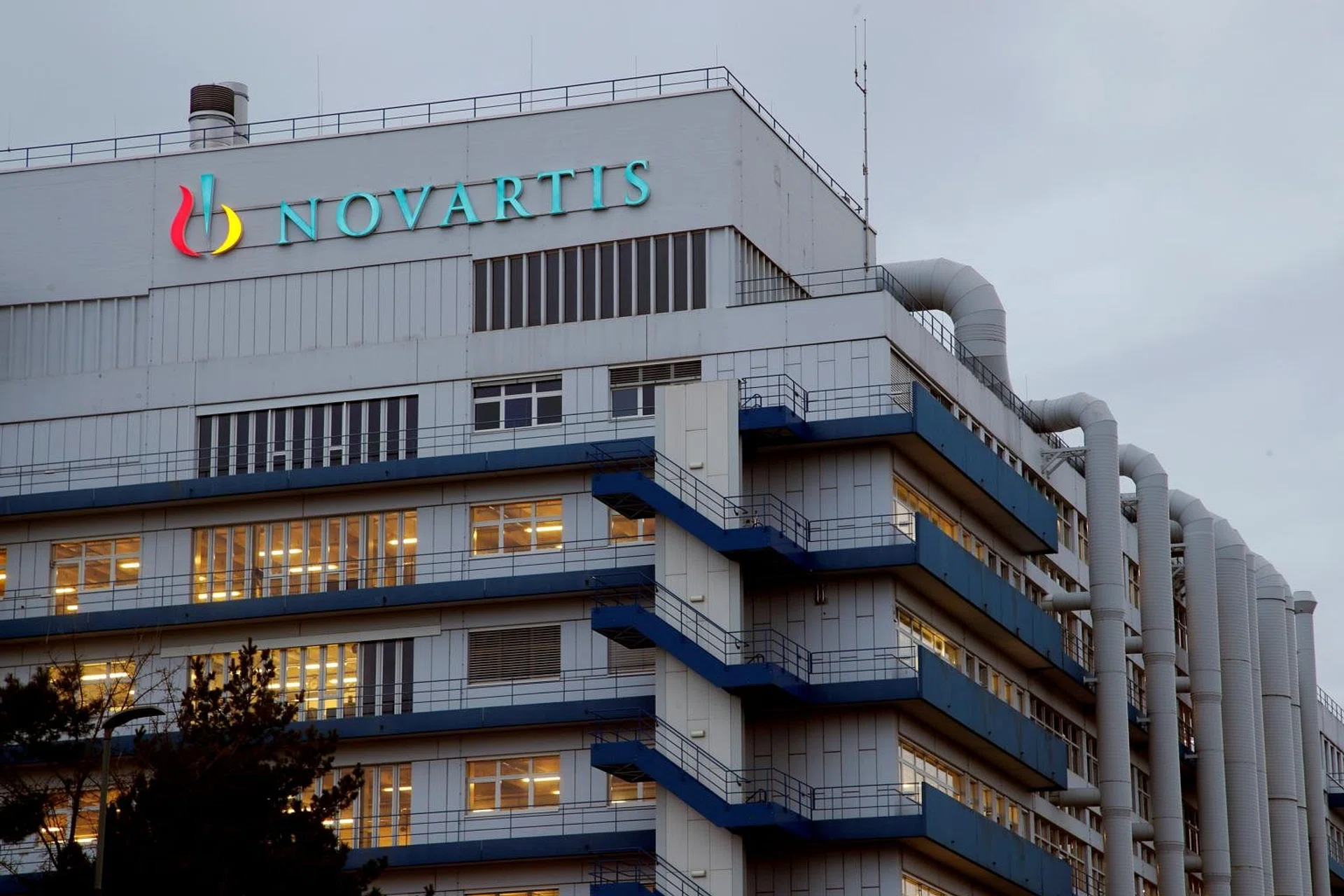 Novartis gets US approval for eye drug Beovu - The Business Times