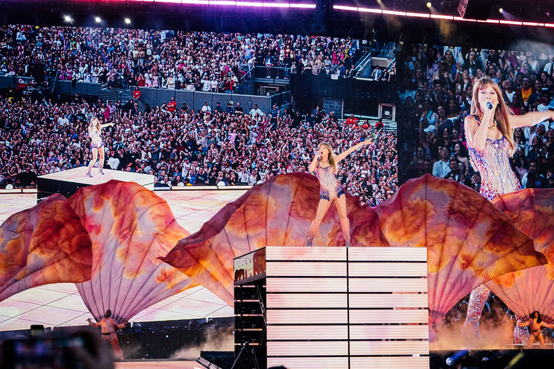 A fan’s front-row view of Taylor Swift’s success - The Business Times