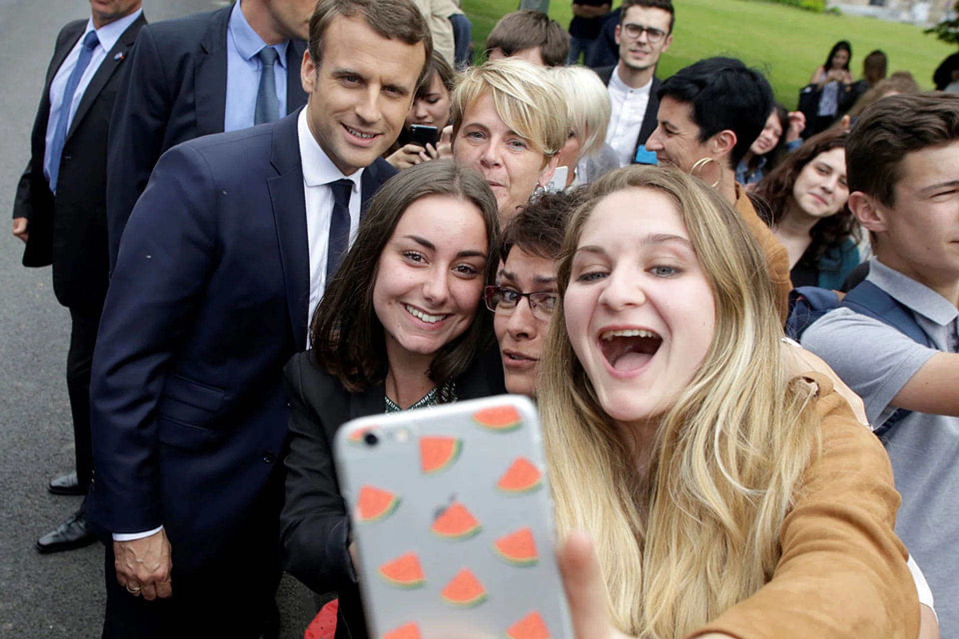 Macron can redraw France's political map - The Business Times