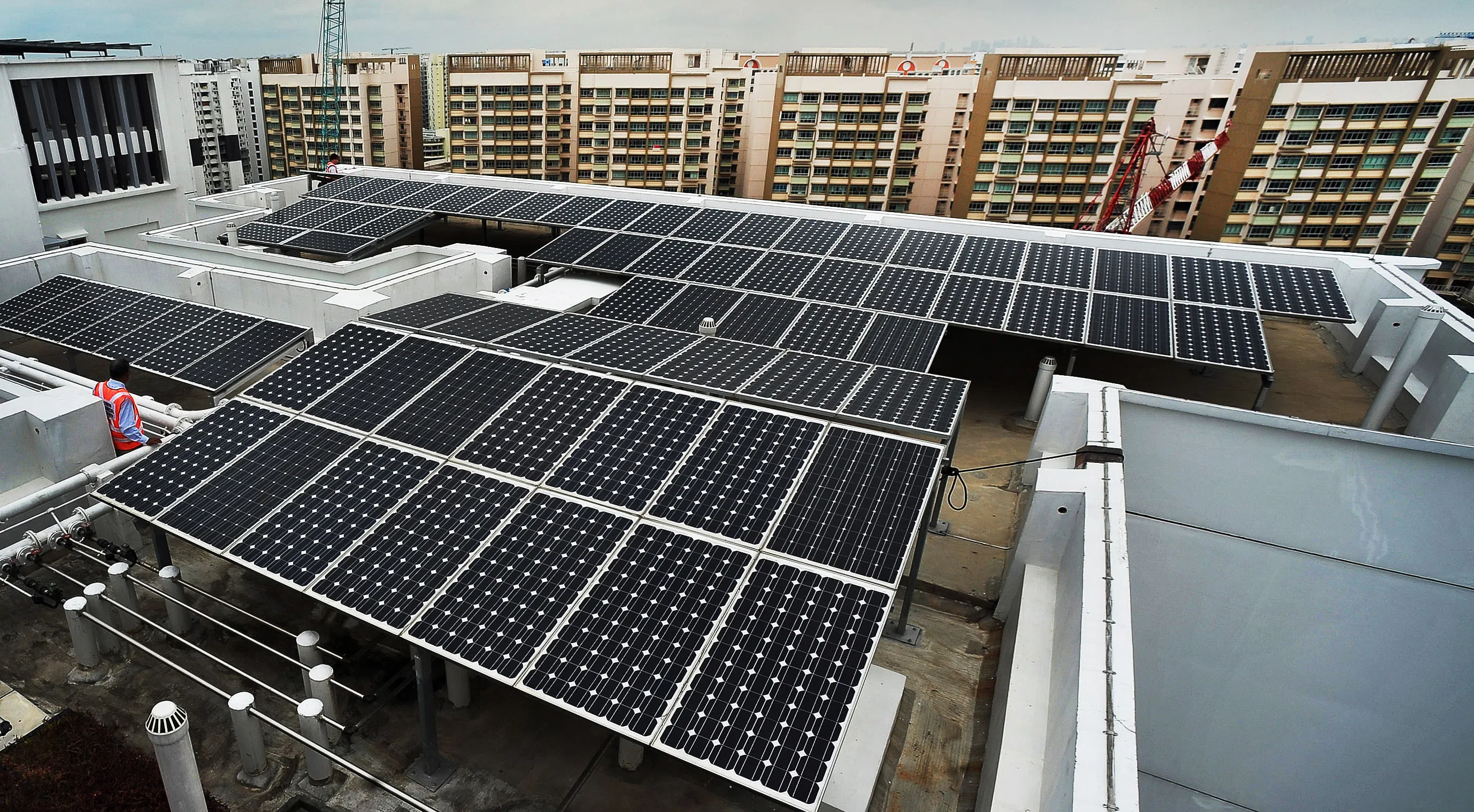 Sunseap wins biggest HDB solar leasing tender - The Business Times