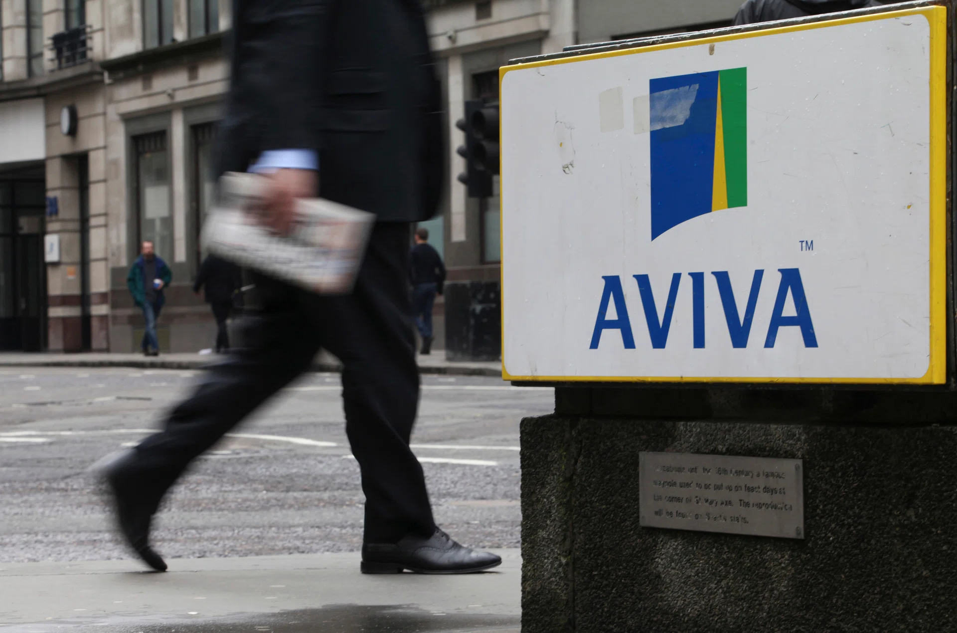 Aviva, Friends Life 5.6b pound merger plan makes sense: investors - The ...