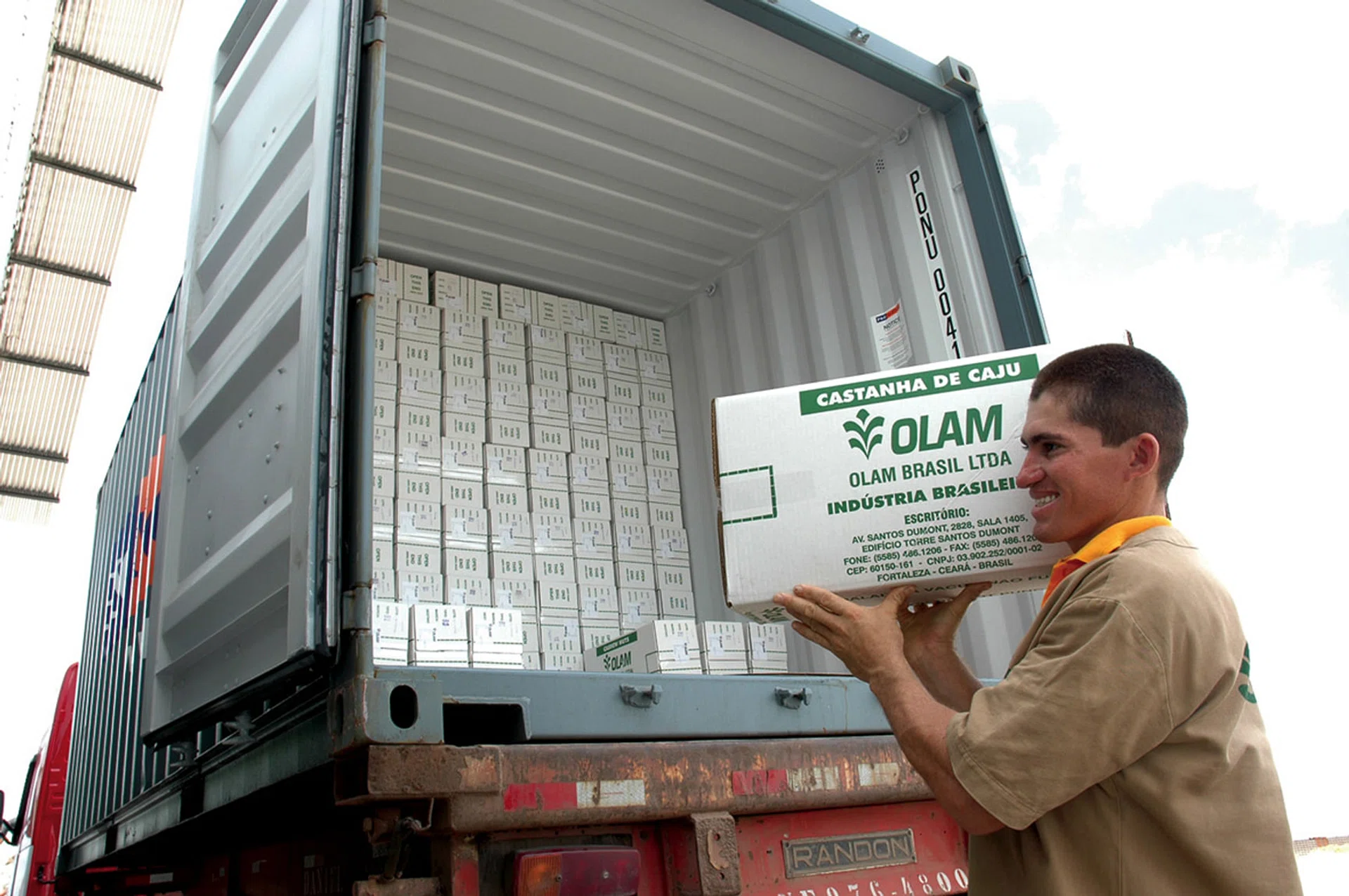 Olam buys US peanut sheller for US$176m - The Business Times