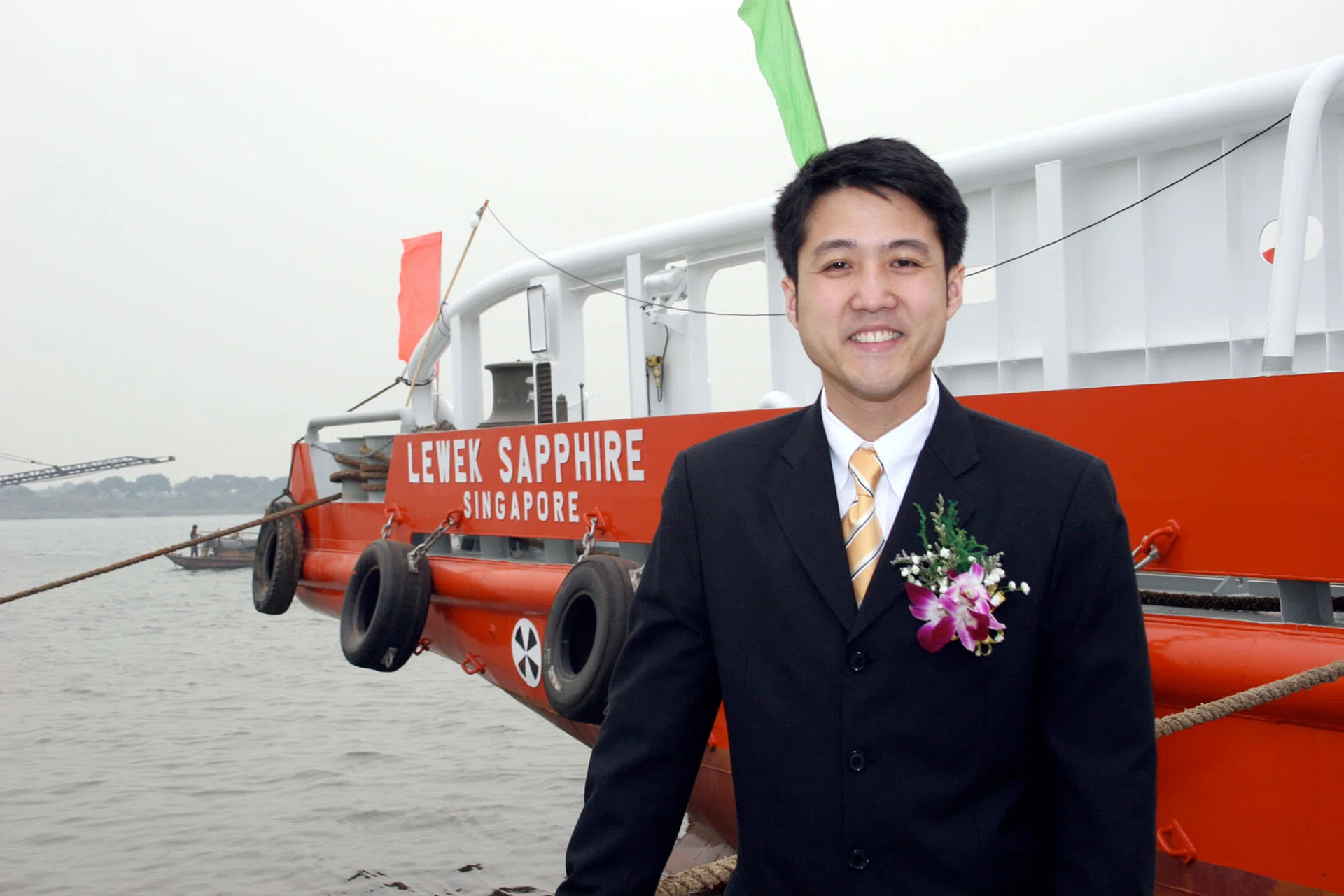 Ezra plans US$300m rights, convertible bonds issues - The Business Times