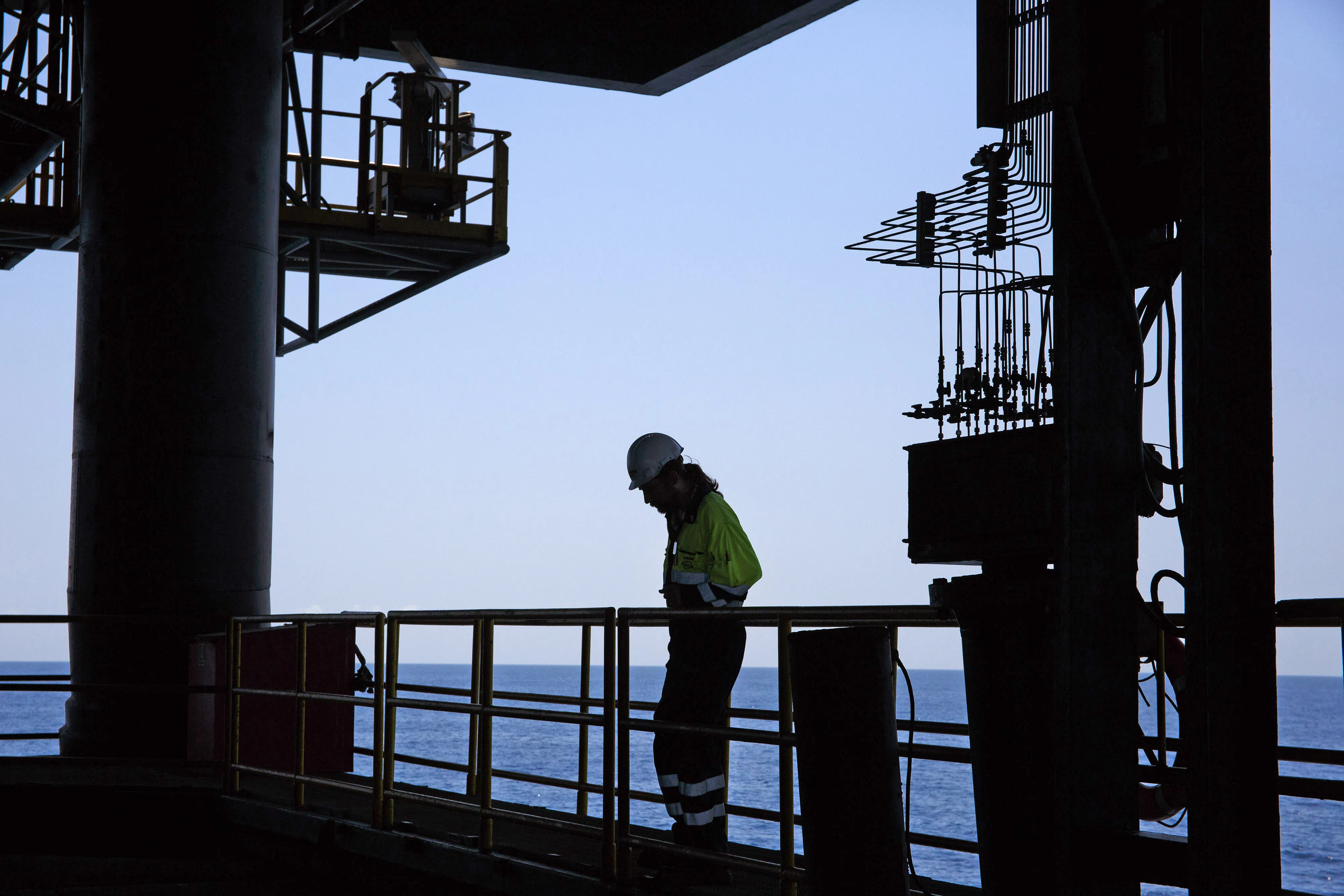 Oil traders see glimmer of profit in hoarding crude at sea