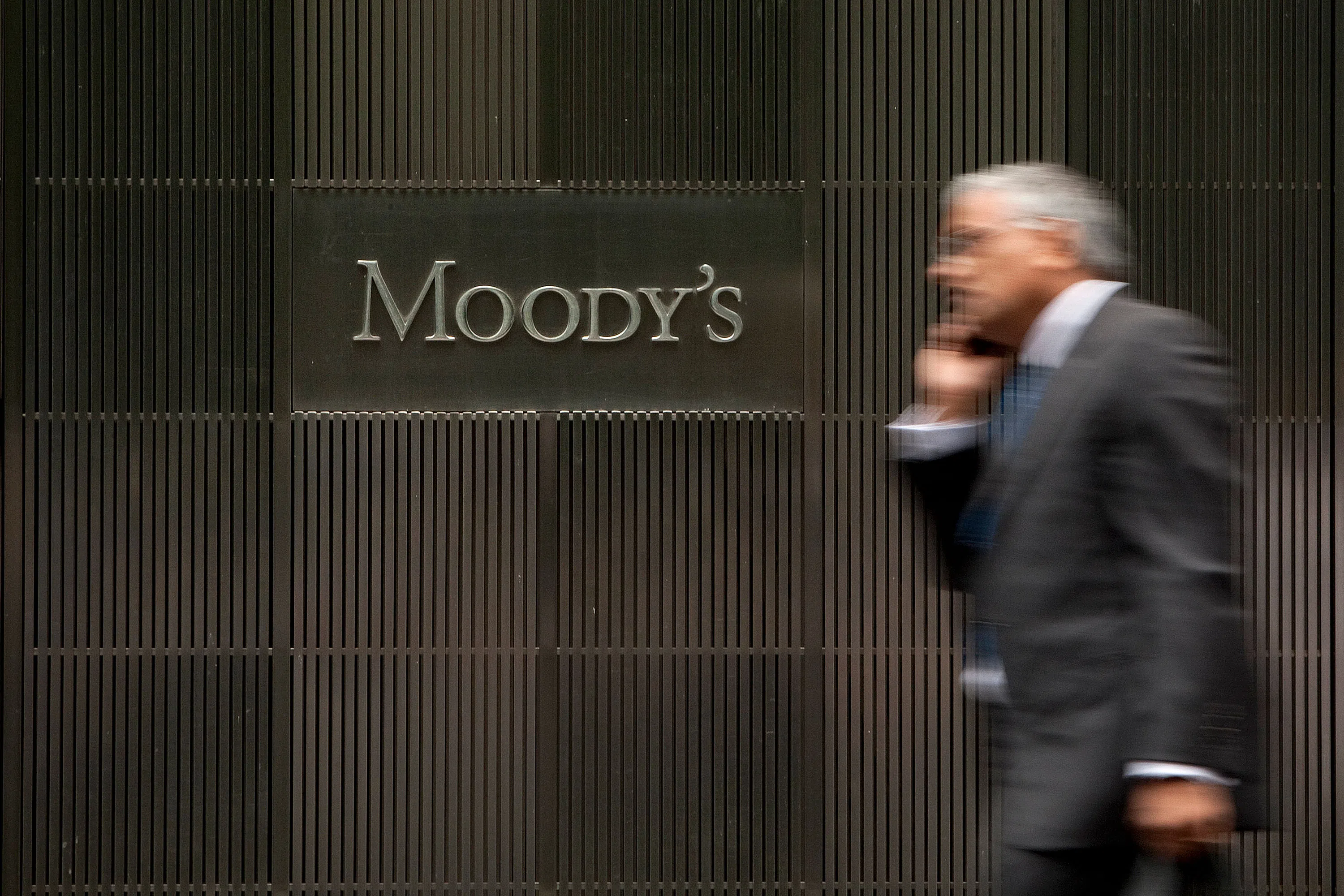 STATS ChipPAC's Ba3 ratings remain on review for downgrade: Moody's ...