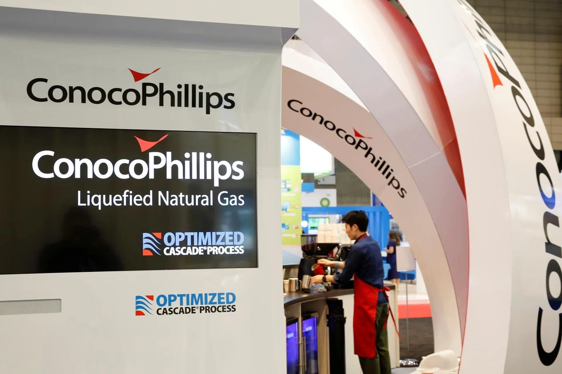 ConocoPhillips agrees to sell Australian assets to Santos for US$1.39b ...