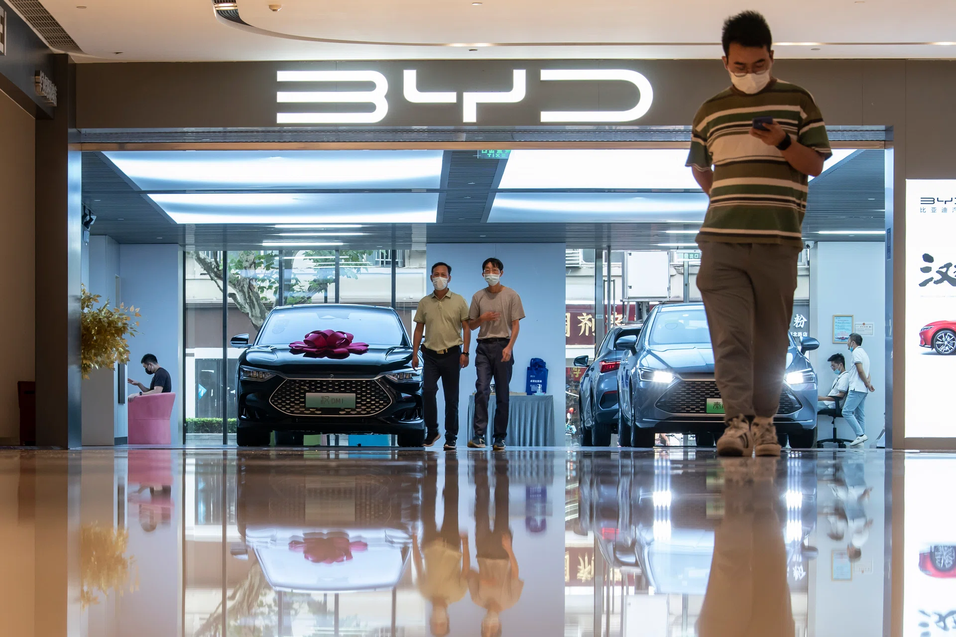 China's BYD scraps IPO plan for semiconductor unit - The Business Times