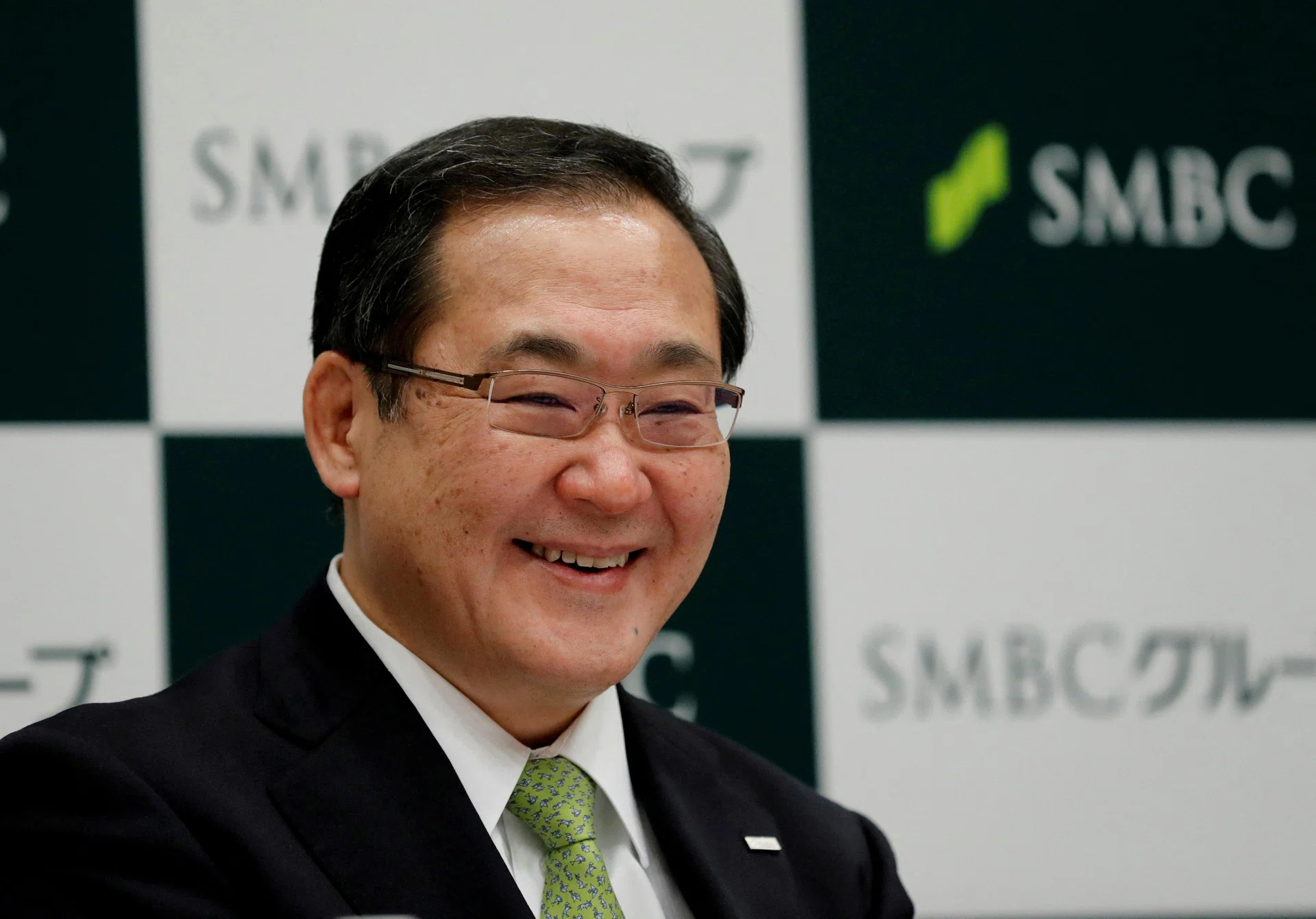 Japan’s Sumitomo Mitsui Financial Group CEO dies at 65 - The Business Times