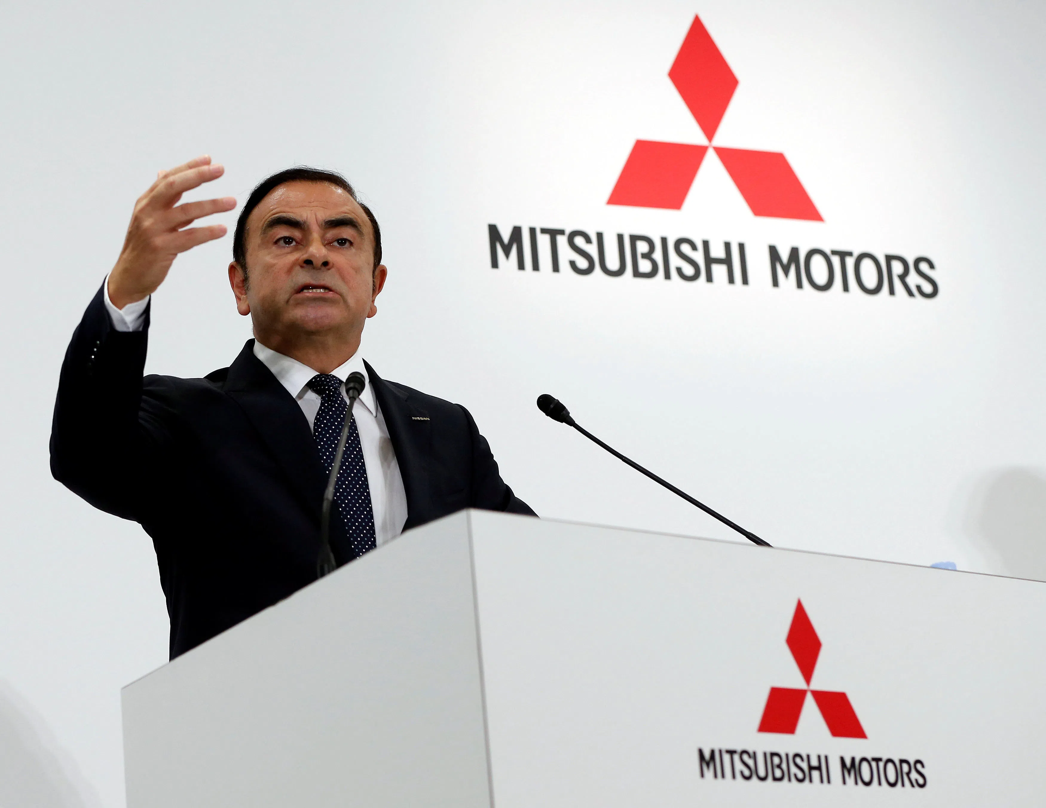 Ghosn named Mitsubishi chairman as new executive roles created