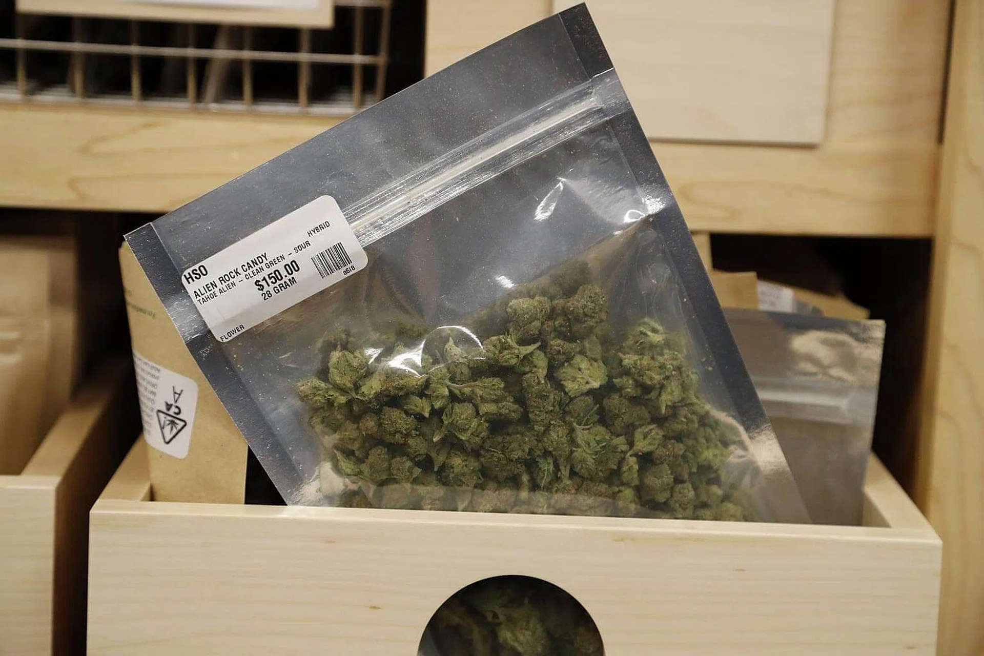 Legal marijuana off to blazing start in California - The Business Times