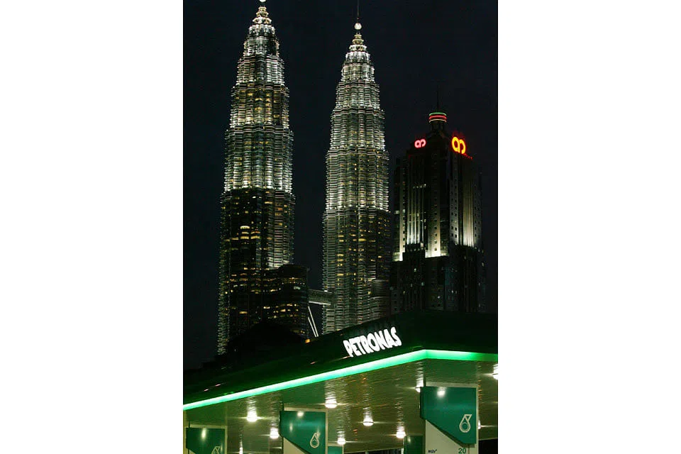 Petronas C$11b Canada gas plan buoyed by aboriginal vote