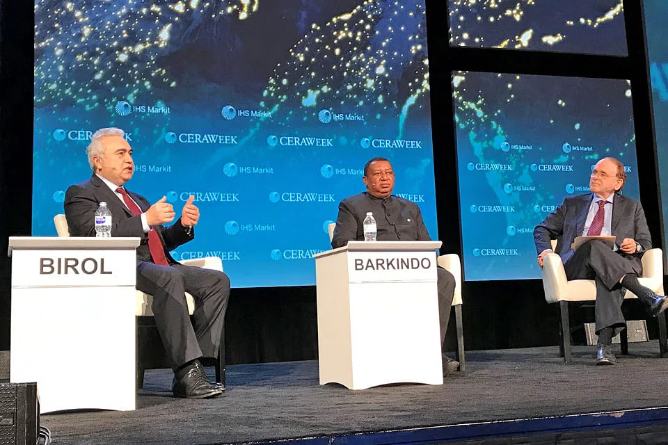 Shale boom, oil price dominate Houston energy conference