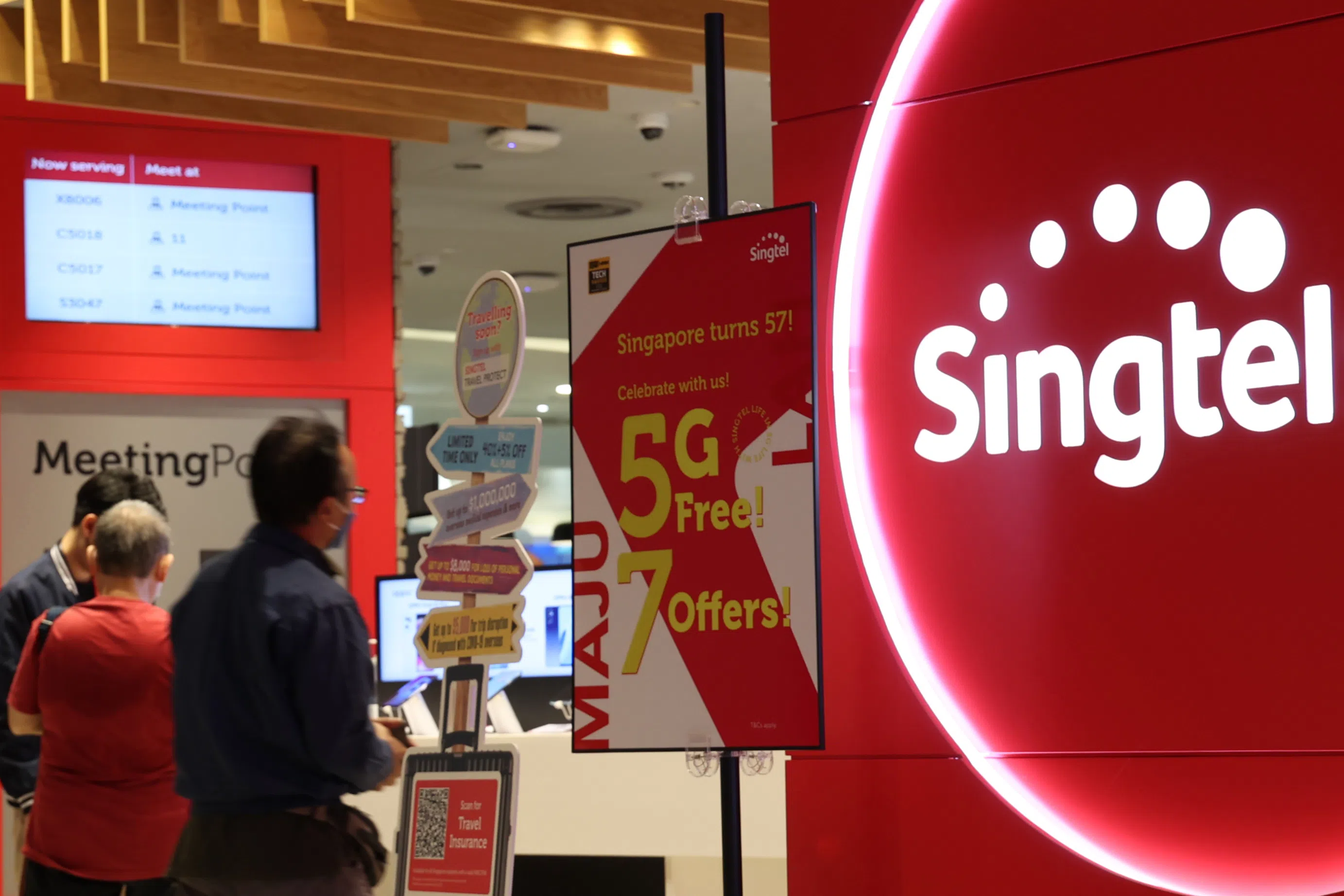Singtel chairman seeks fee cut; company brings forward net-zero target ...