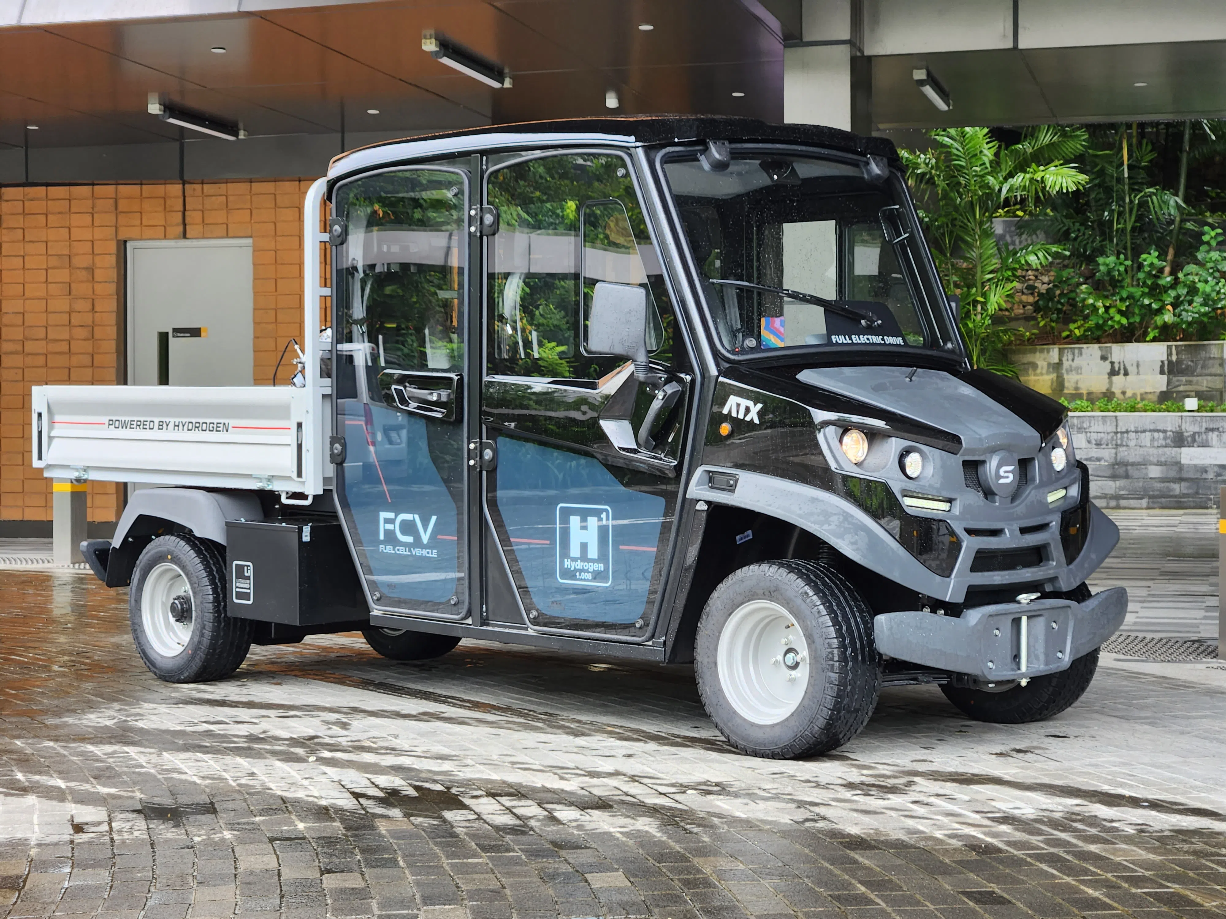 JTC, Singapore fuel cell maker Spectronik to start hydrogen truck ...