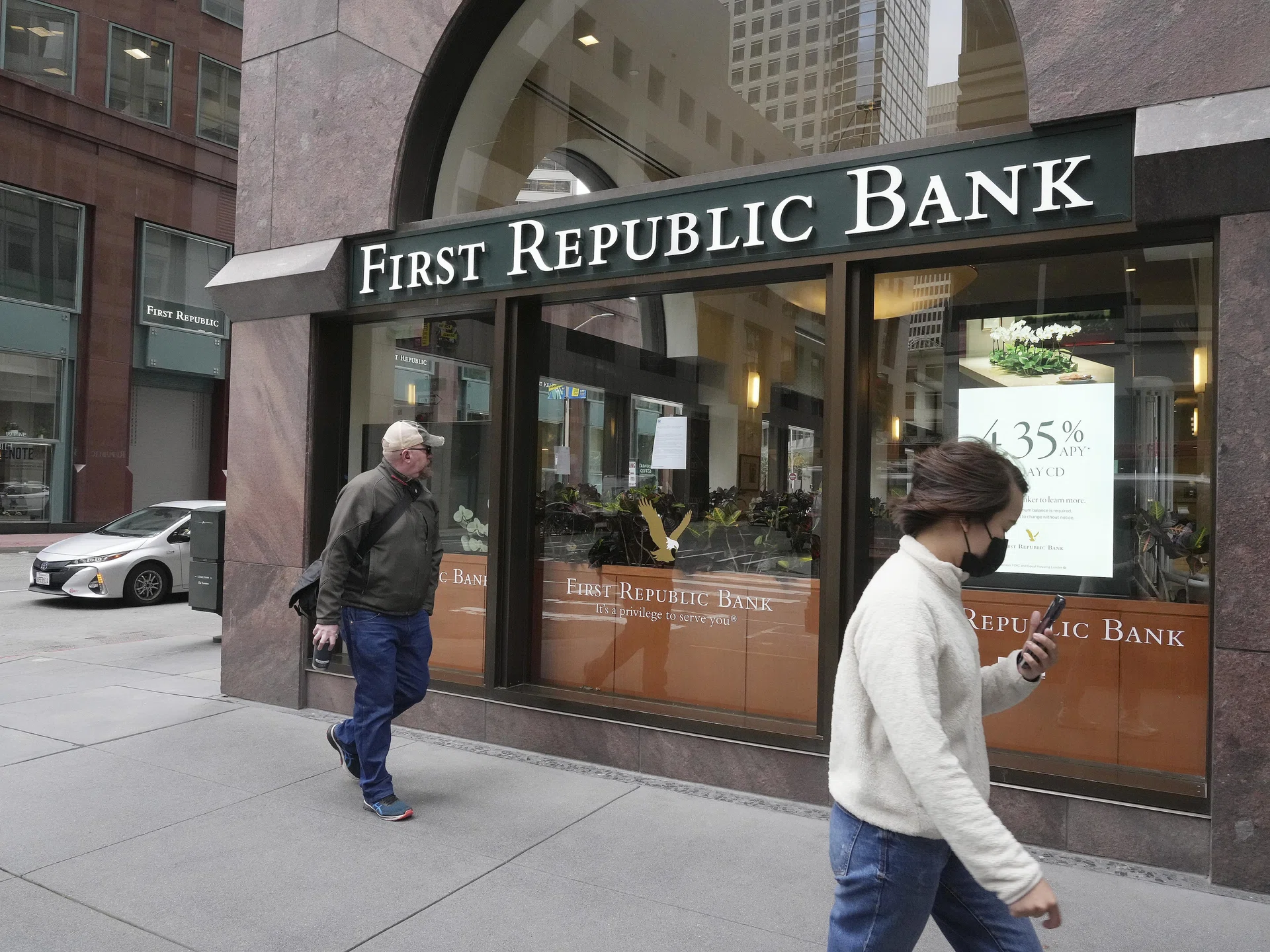JPMorgan to close 21 First Republic Bank branches - The Business Times