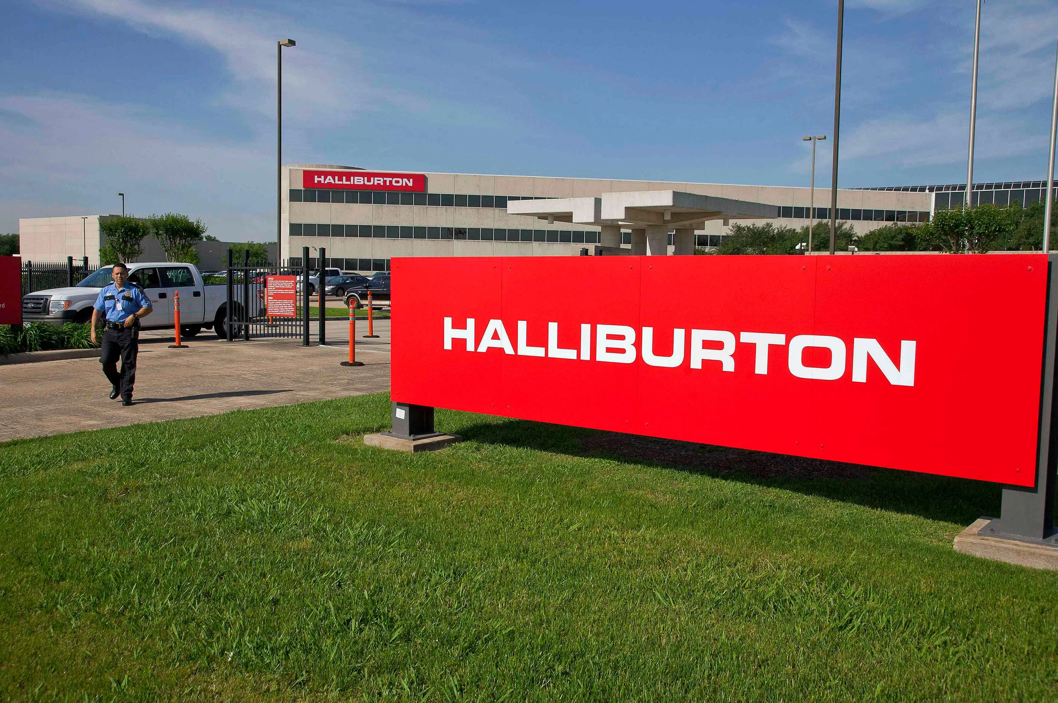 Halliburton slashes 1,000 jobs in eastern hemisphere - The Business Times