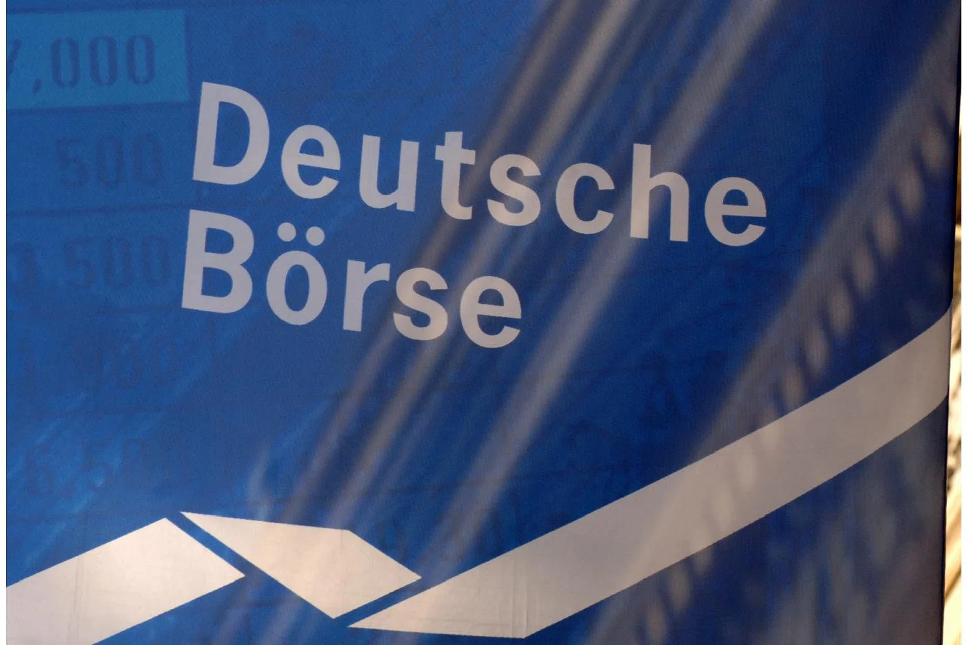Deutsche Boerse boosts majority for LSE tie-up - The Business Times