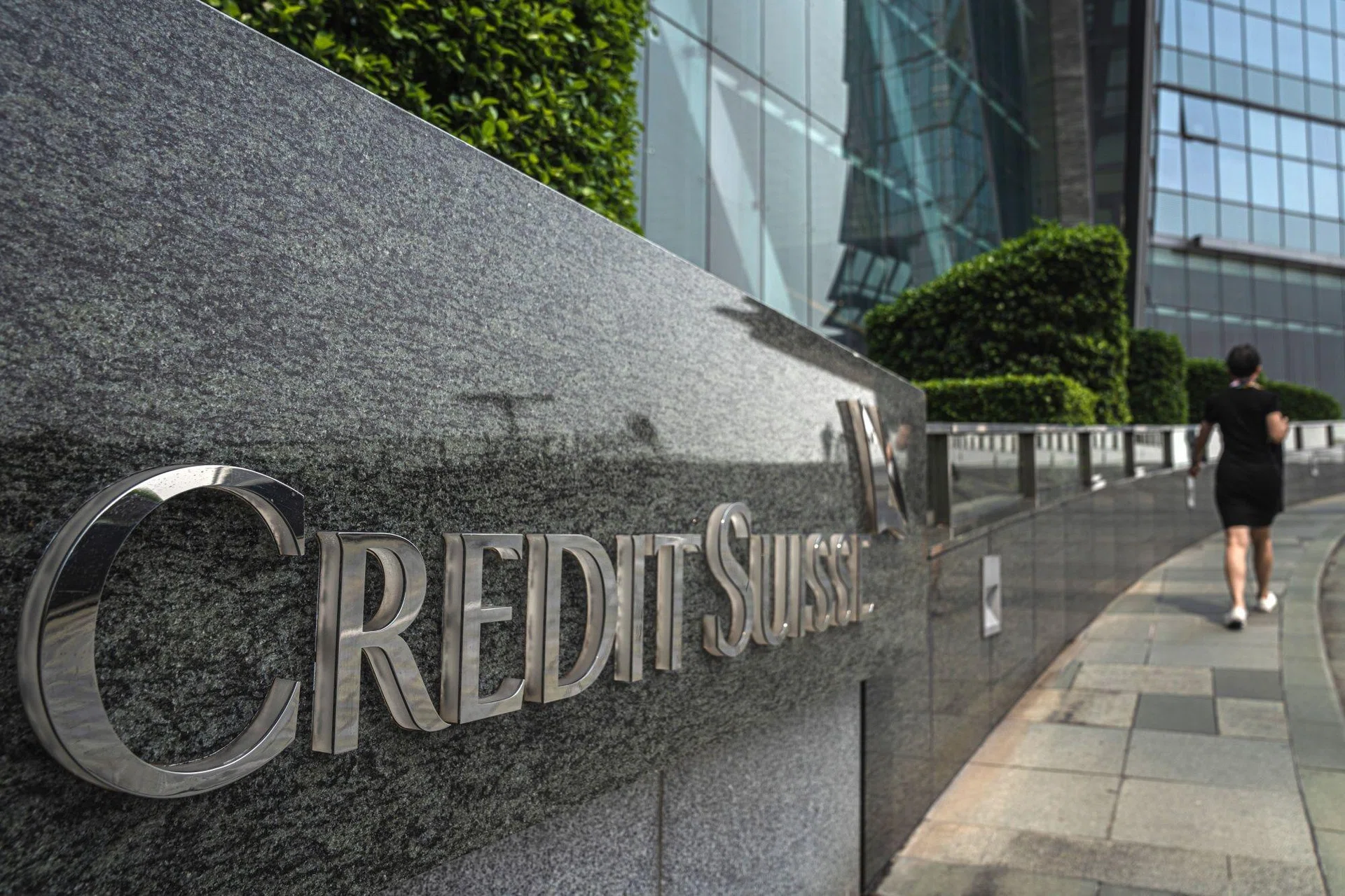 Credit Suisse perpetual securities’ prices fall to distressed levels ...