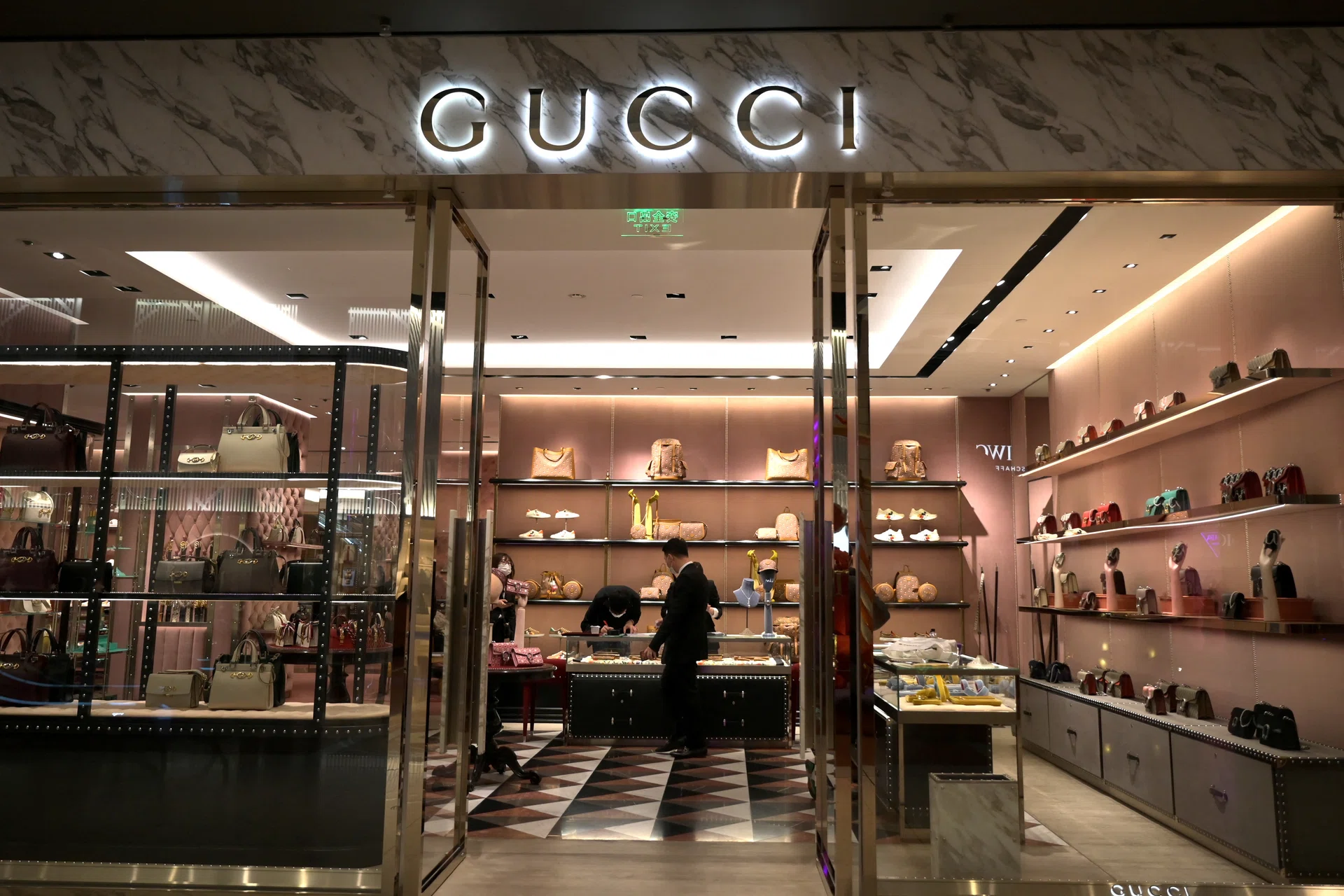 Gucci’s challenge: reigniting heat while boosting timeless appeal - The ...