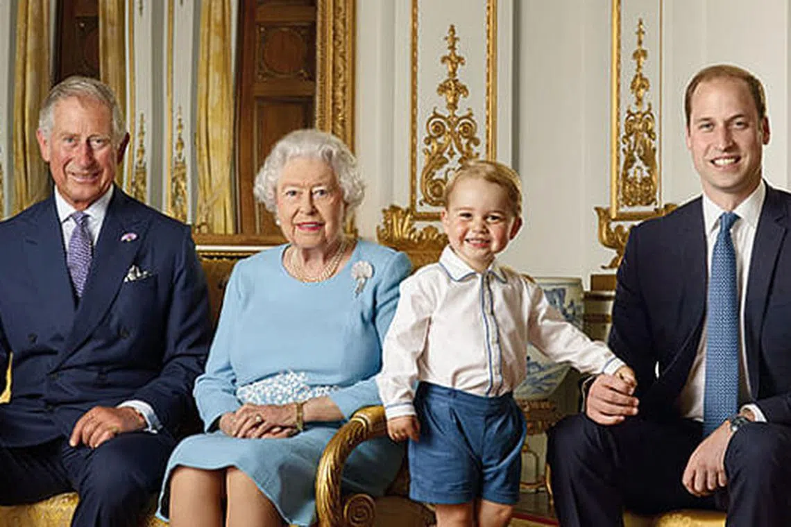 Prince George Poses With Queen Elizabeth, Prince Charles & Prince ...