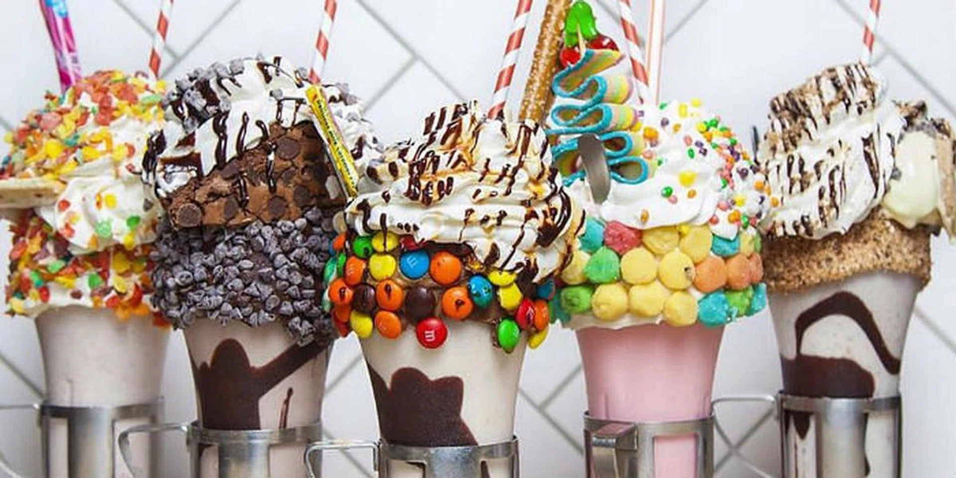 10 Crazy Food Trends in Singapore We Are Still Not Over | Harper's ...