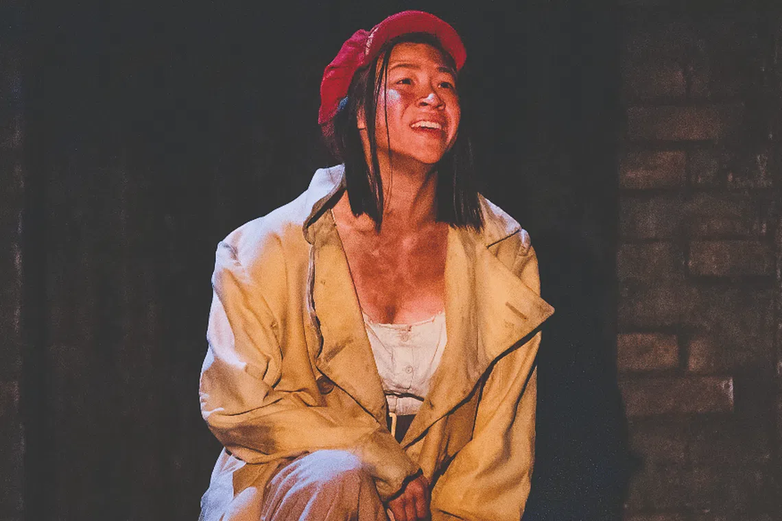How Nathania Ong Became The First Singaporean Eponine On The West End ...