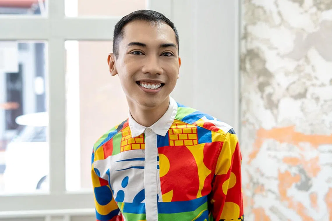 Meet Hafiiz Karim, The Man Behind The Famed Art Instagram Account ...