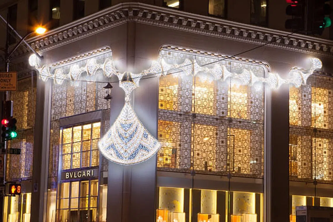 Bulgari Is Planning To Celebrate Christmas Around The World In A Major ...
